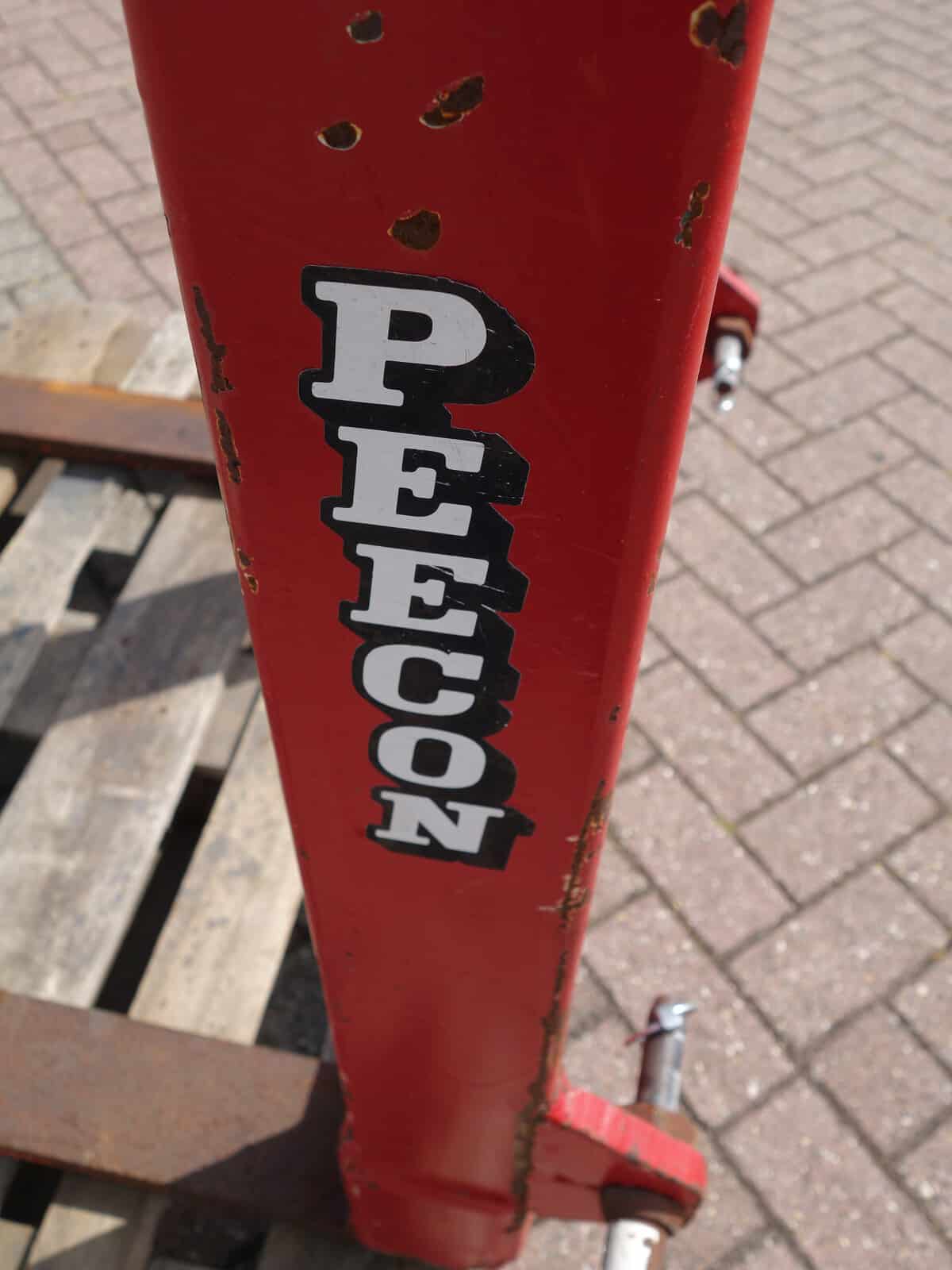 Peecon Palletvork • VM Service