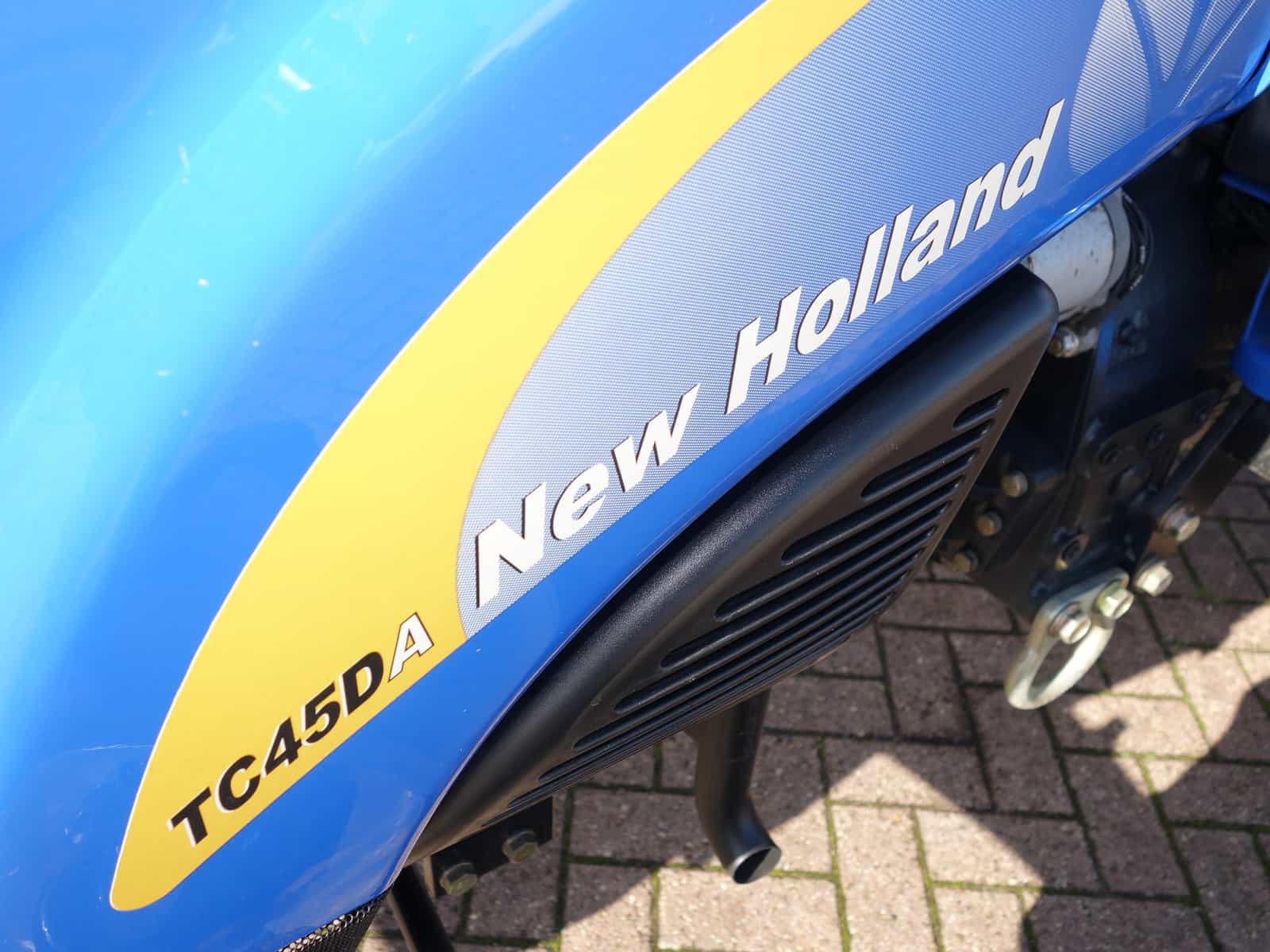 New Holland TC45D • VM Service