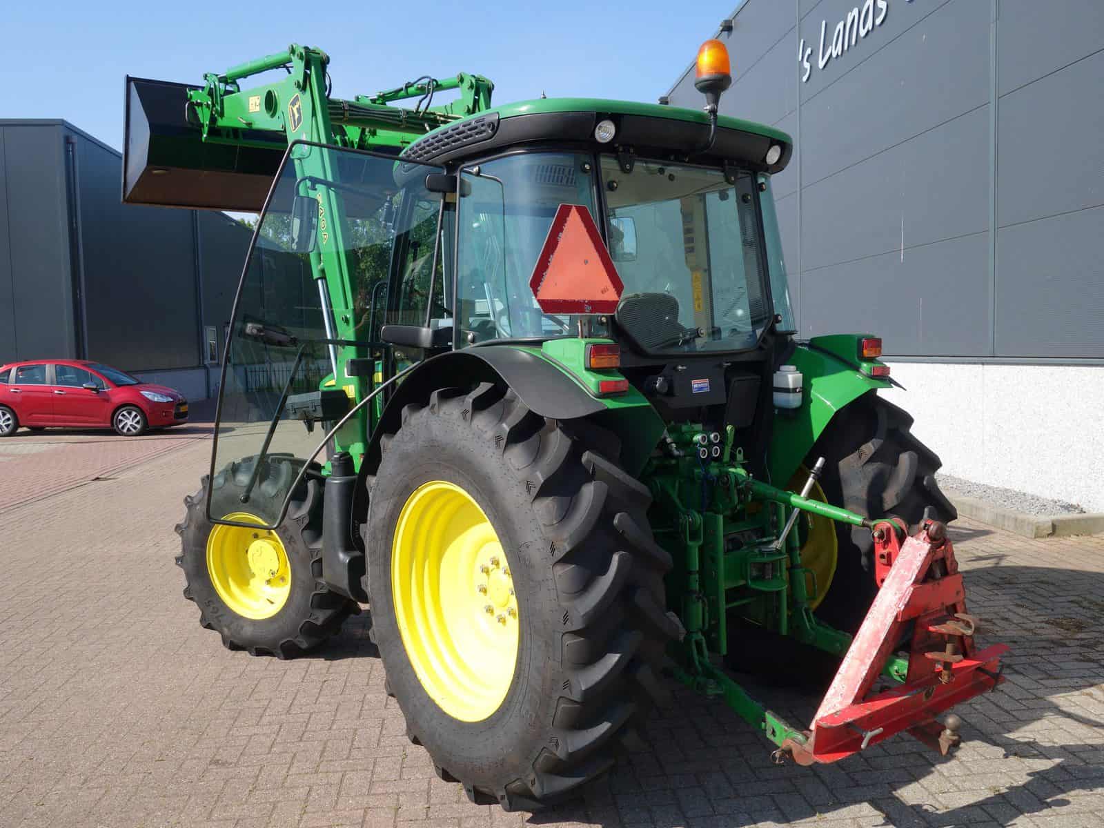 John Deere 5515 4wd • VM Service