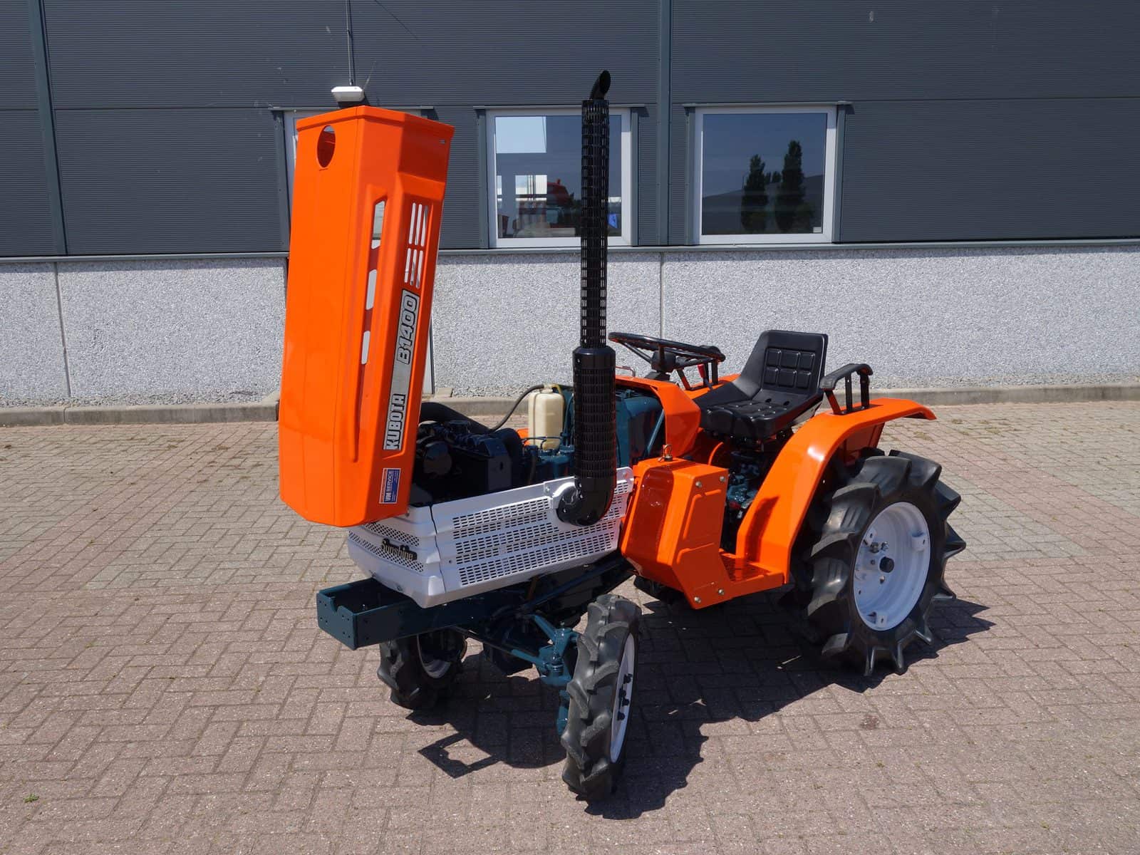 Kubota B1400 4wd • VM Service