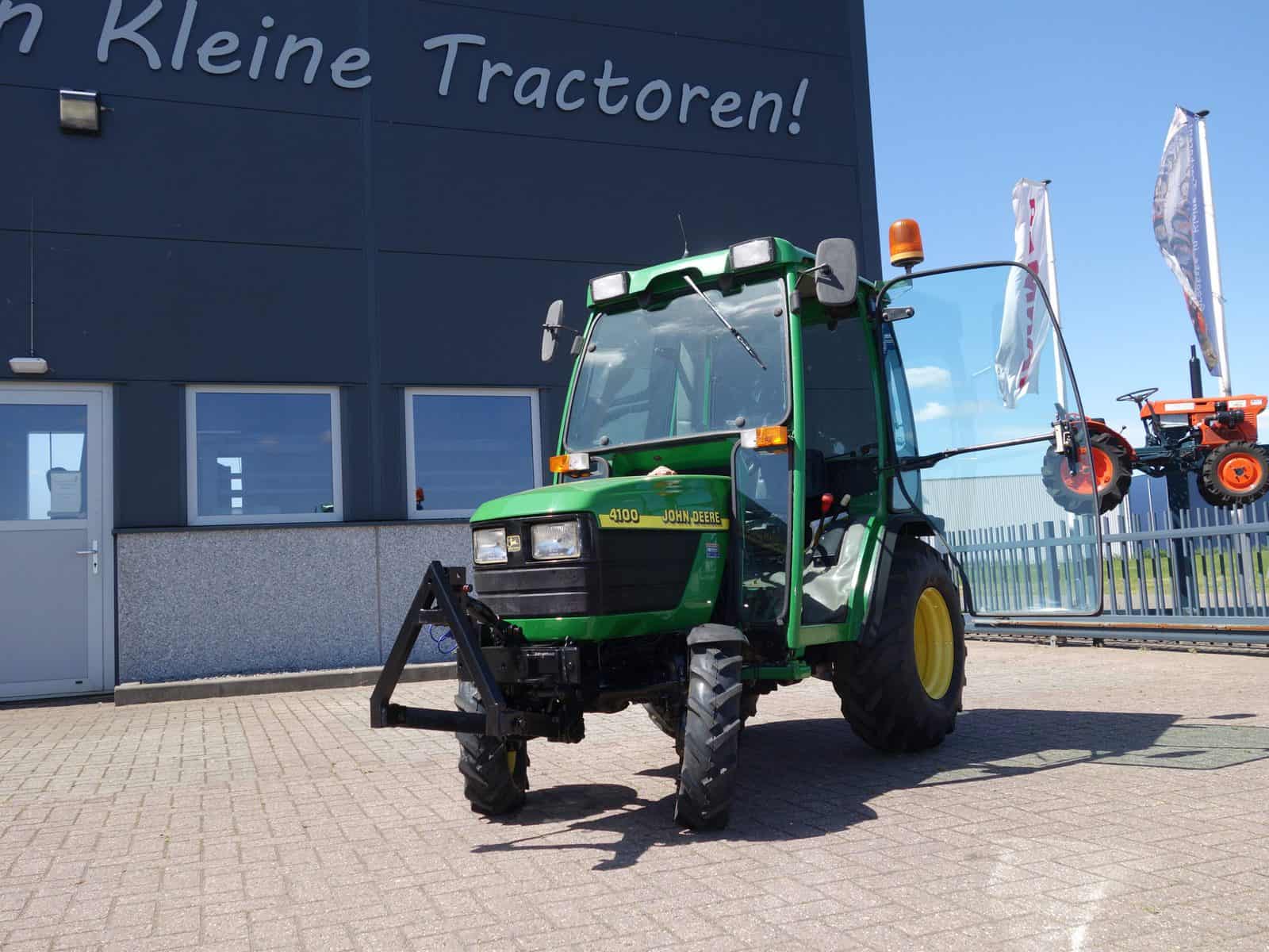 John Deere 4100 4wd HST • VM Service