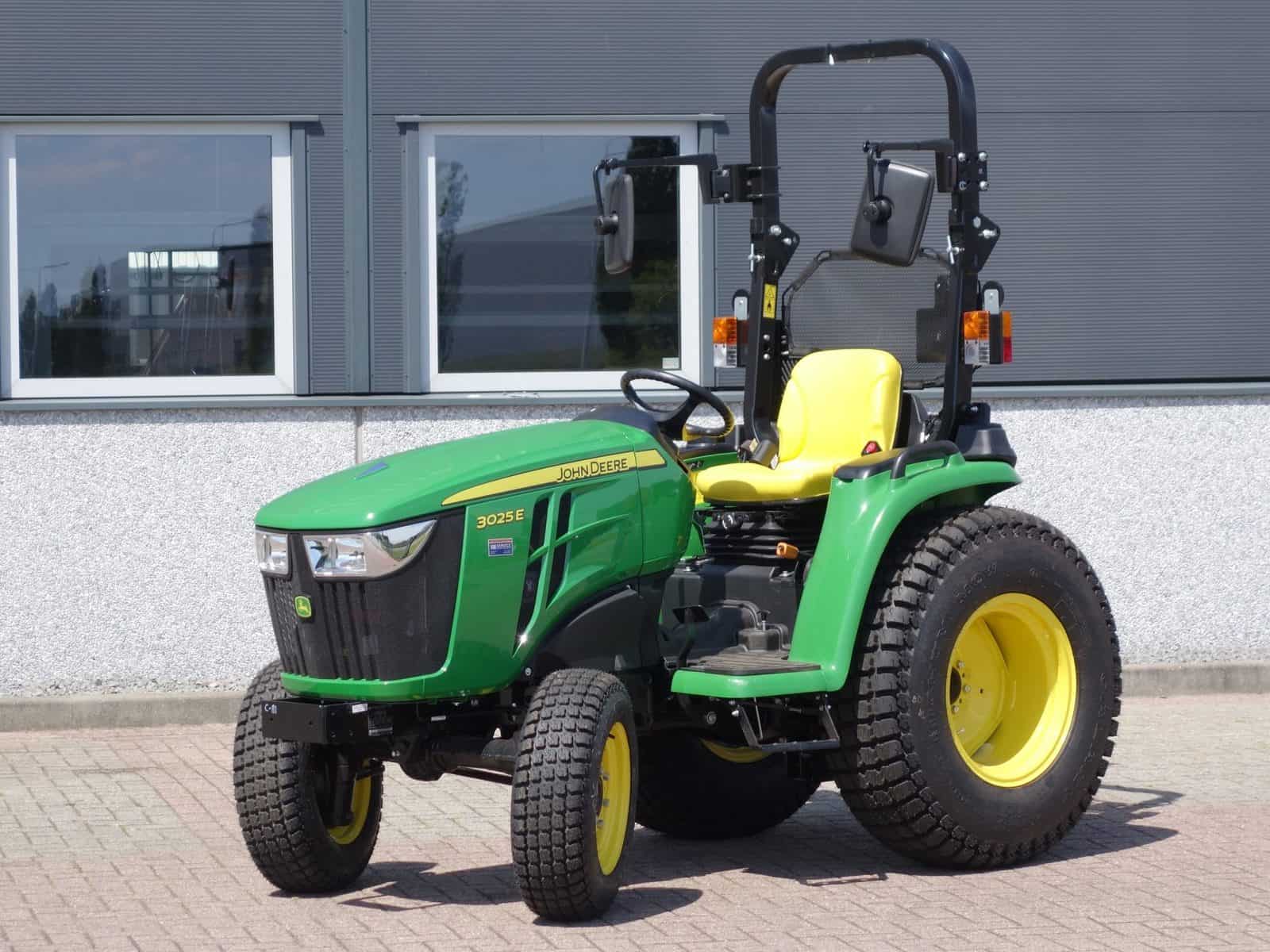 John Deere 3025E 4wd HST • VM Service