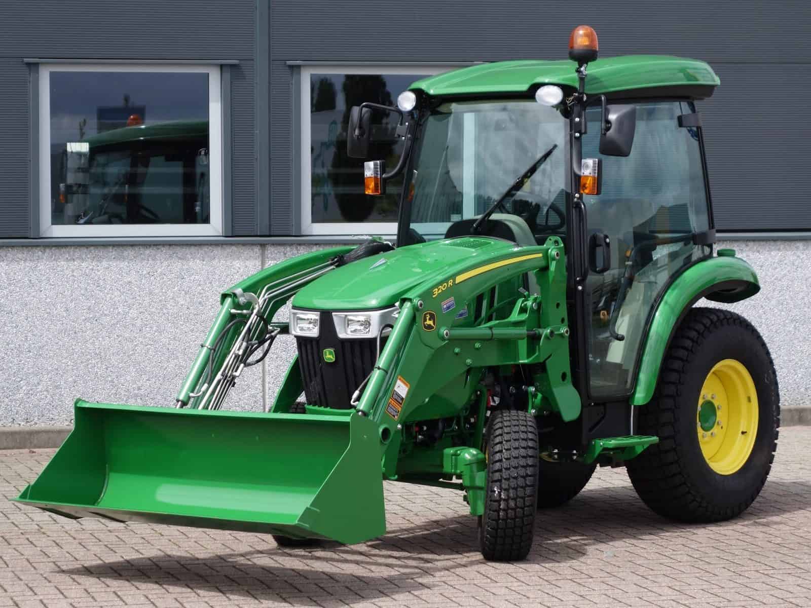 John Deere 3045R 4wd HST • VM Service