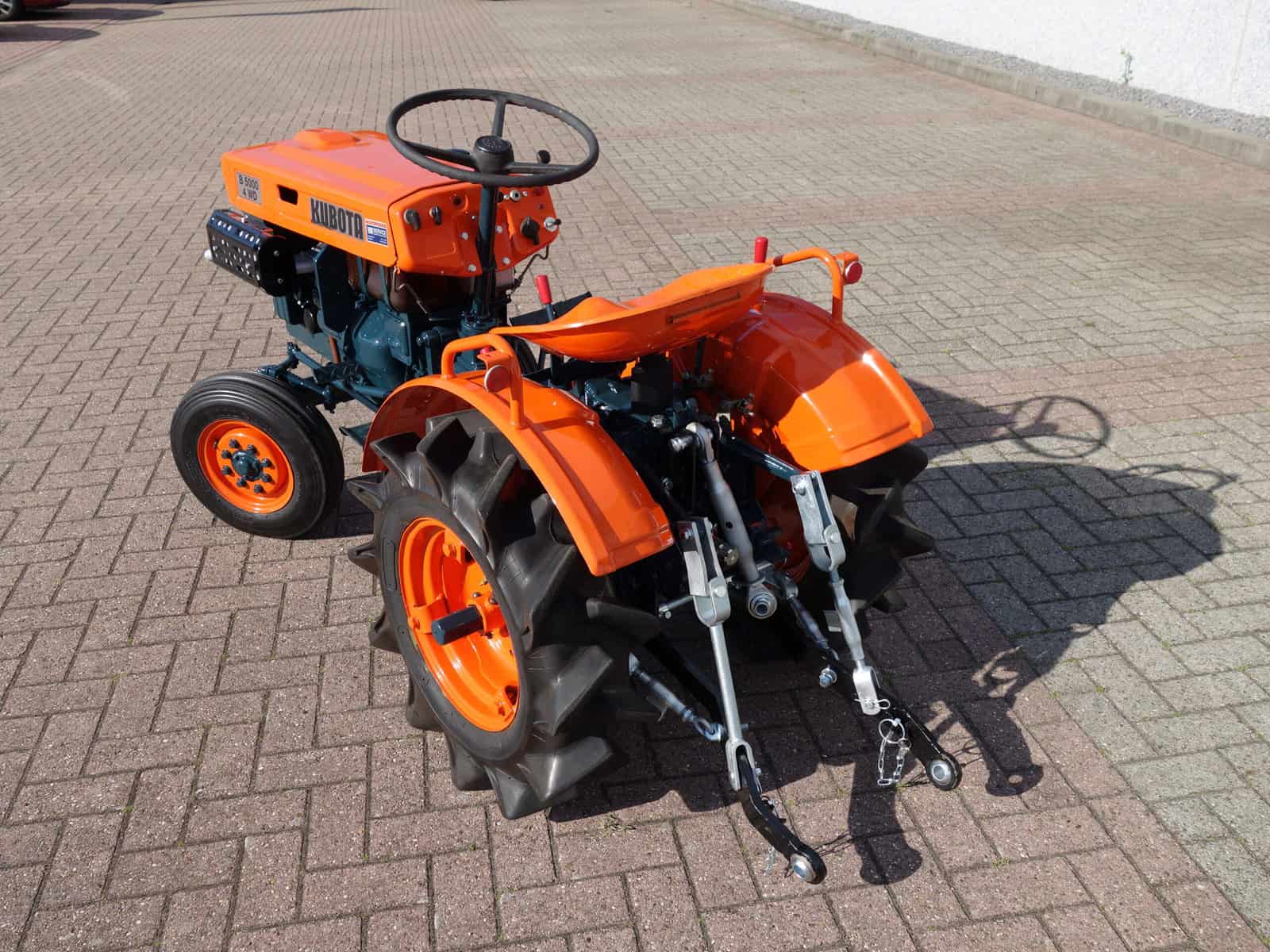 Kubota B5000 2wd • VM Service