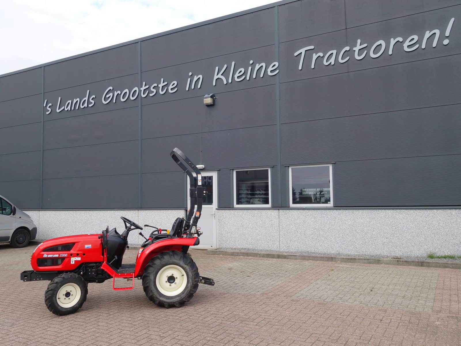 Branson 2200 4wd • VM Service