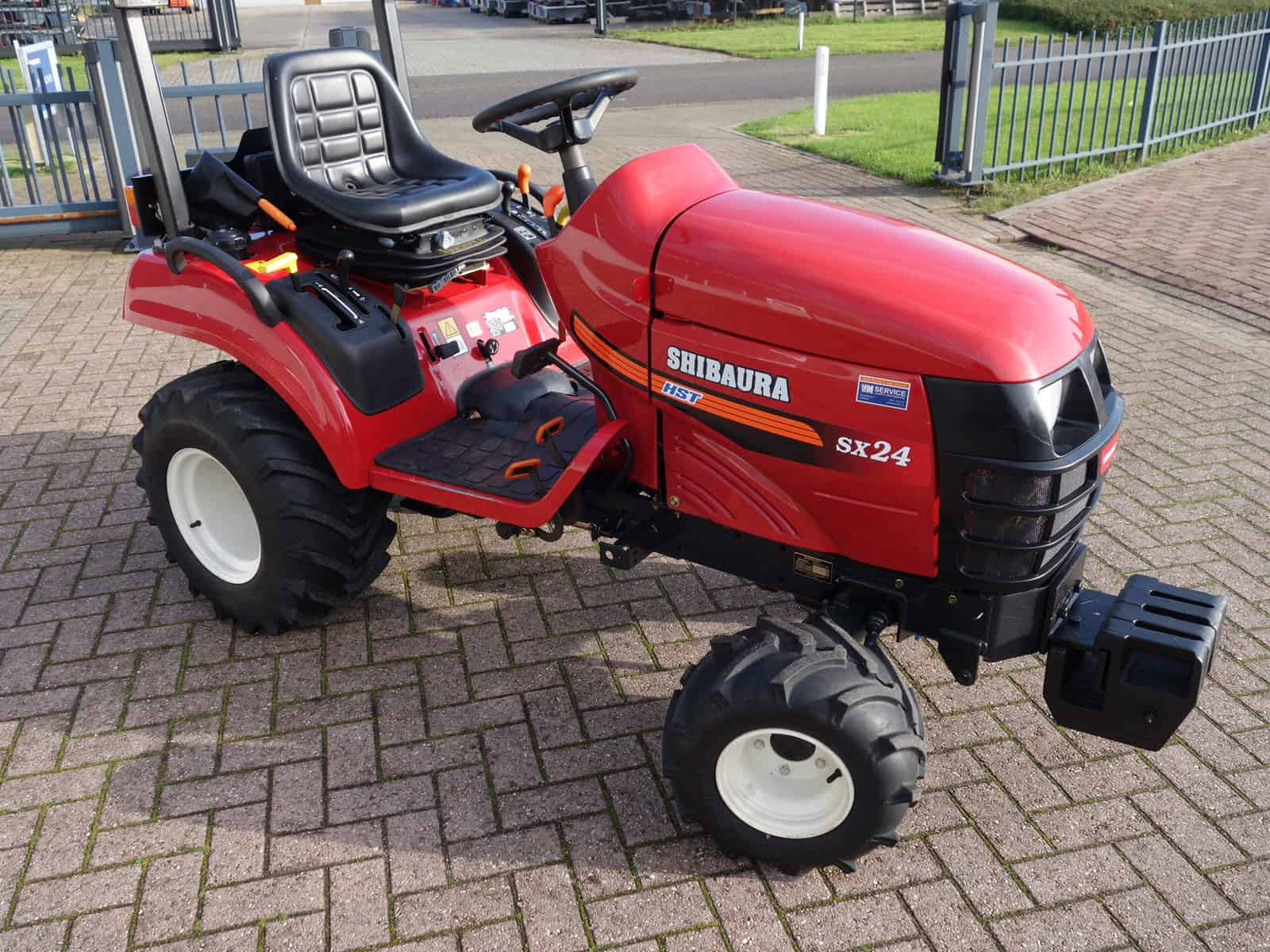 Shibaura SX-24 4wd HST • VM Service