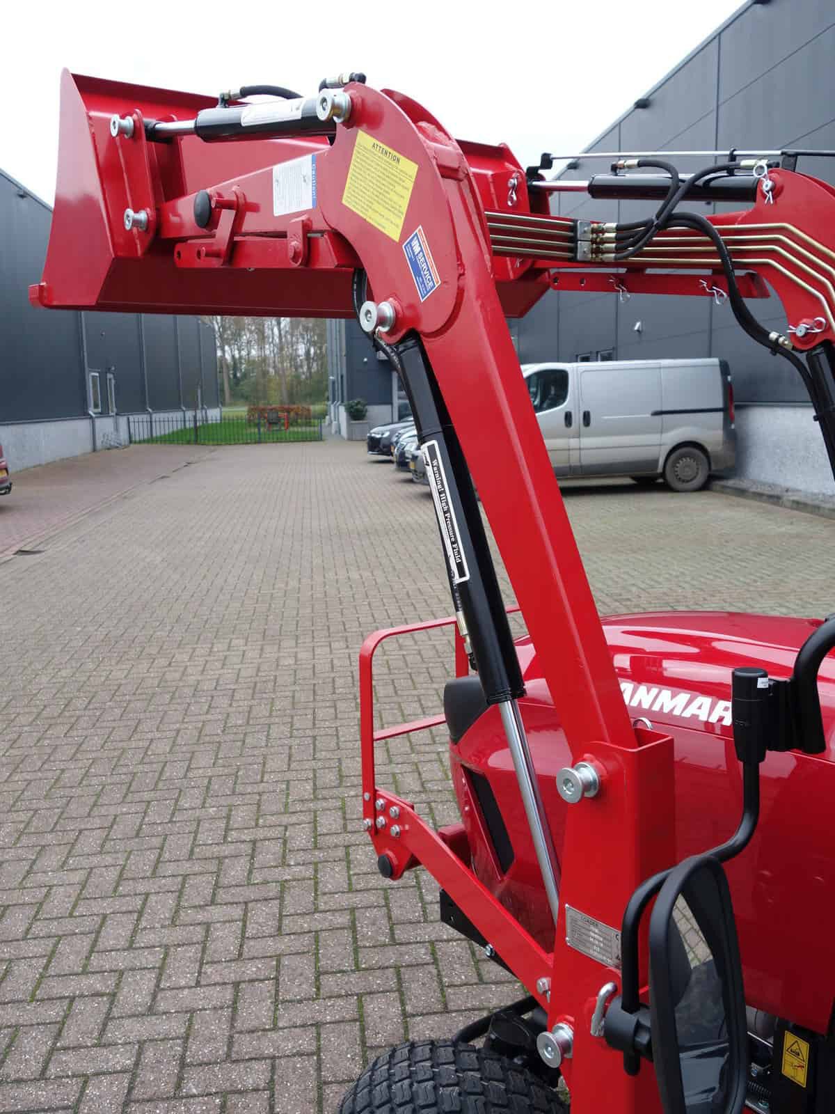 Yanmar SA221 4wd HST • VM Service