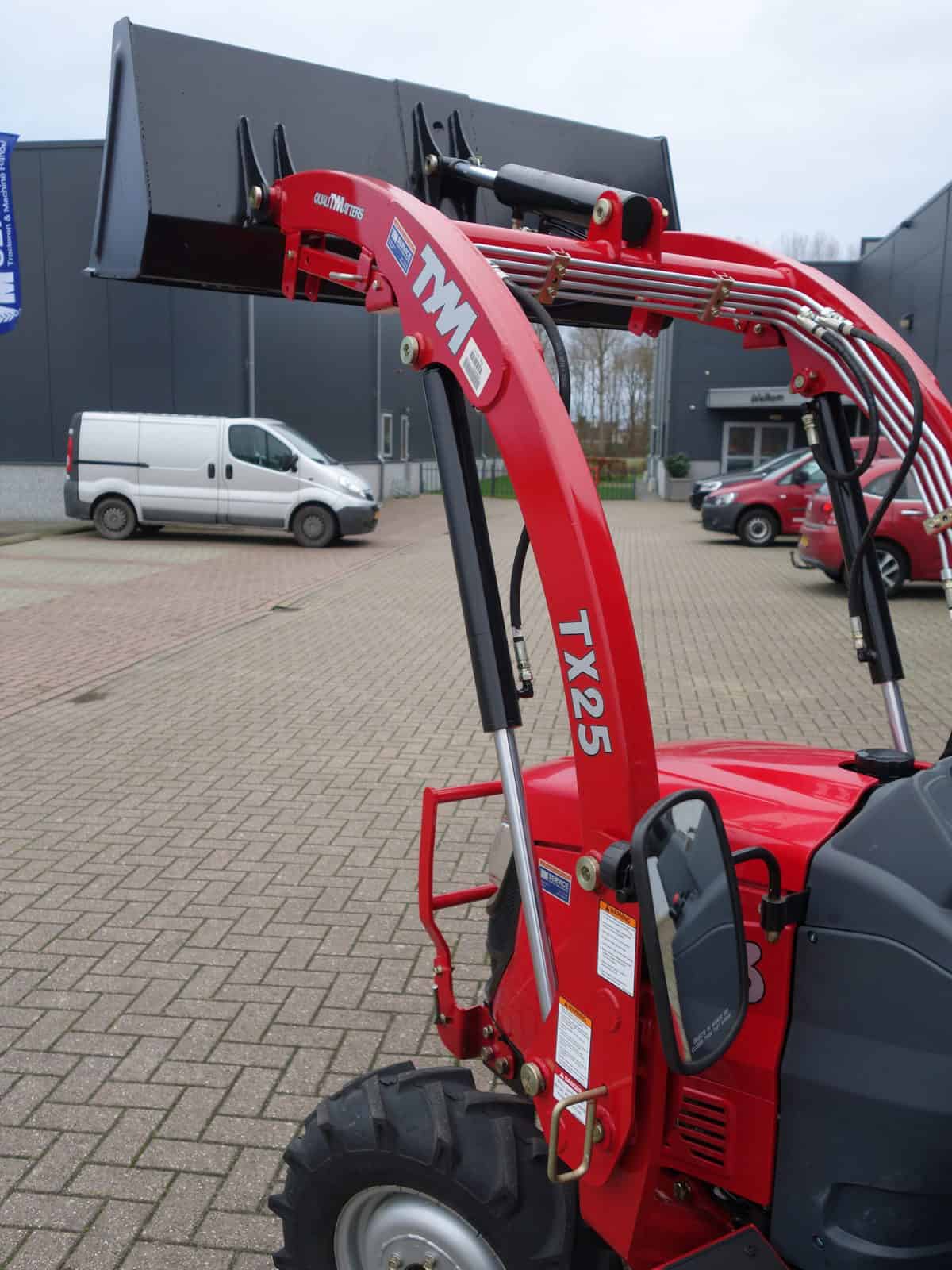 TYM TS23 4wd • VM Service