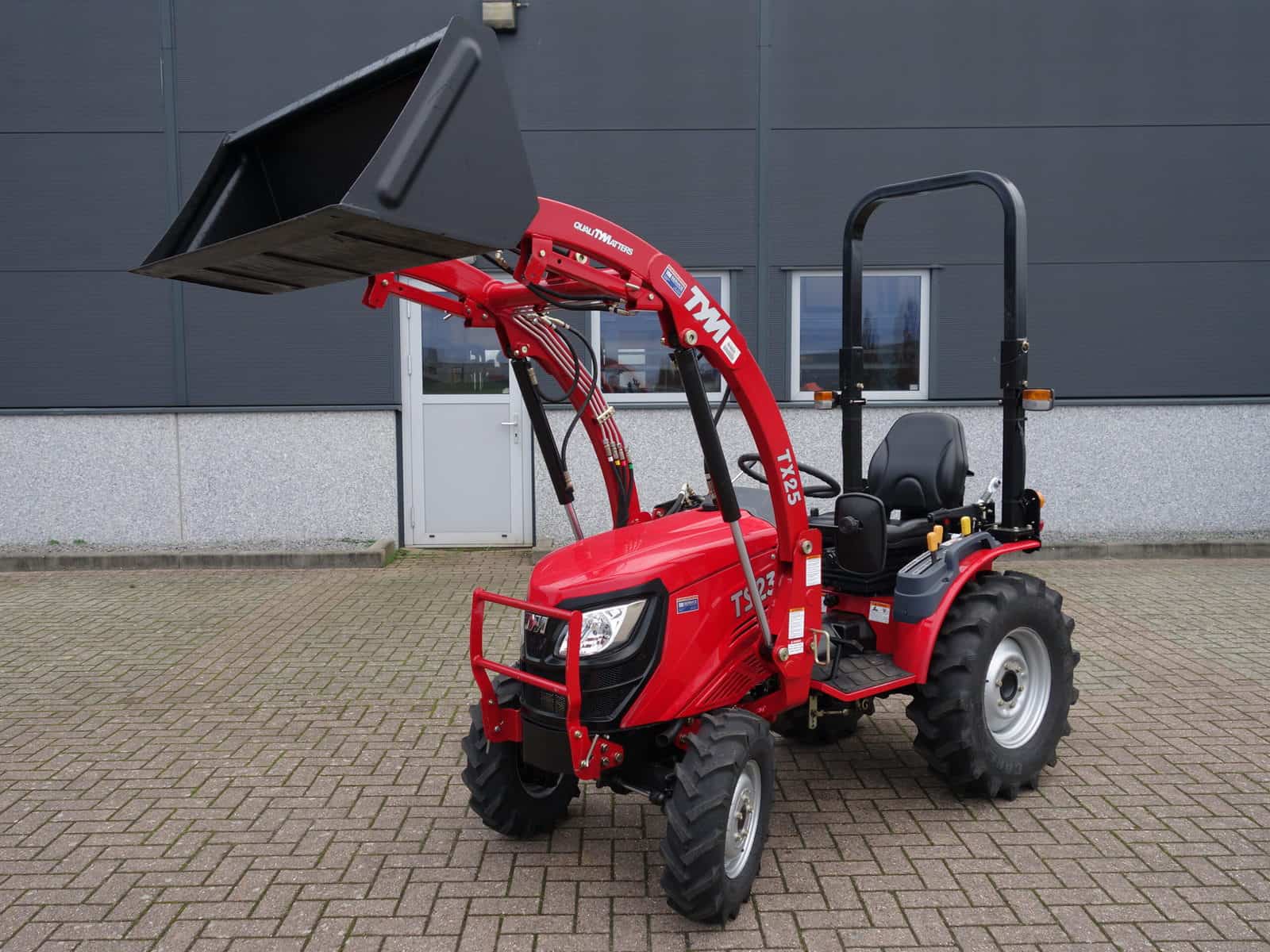 TYM TS23 4wd • VM Service