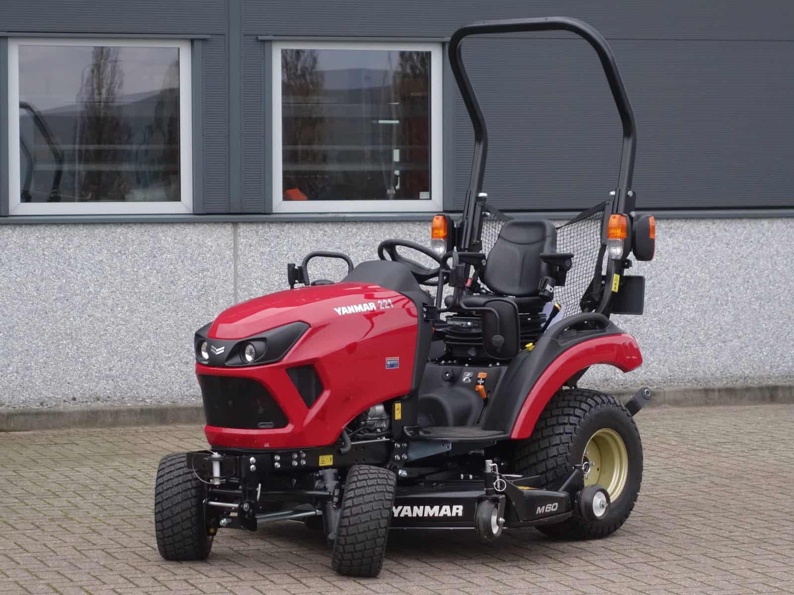 Yanmar SA221 4wd HST • VM Service