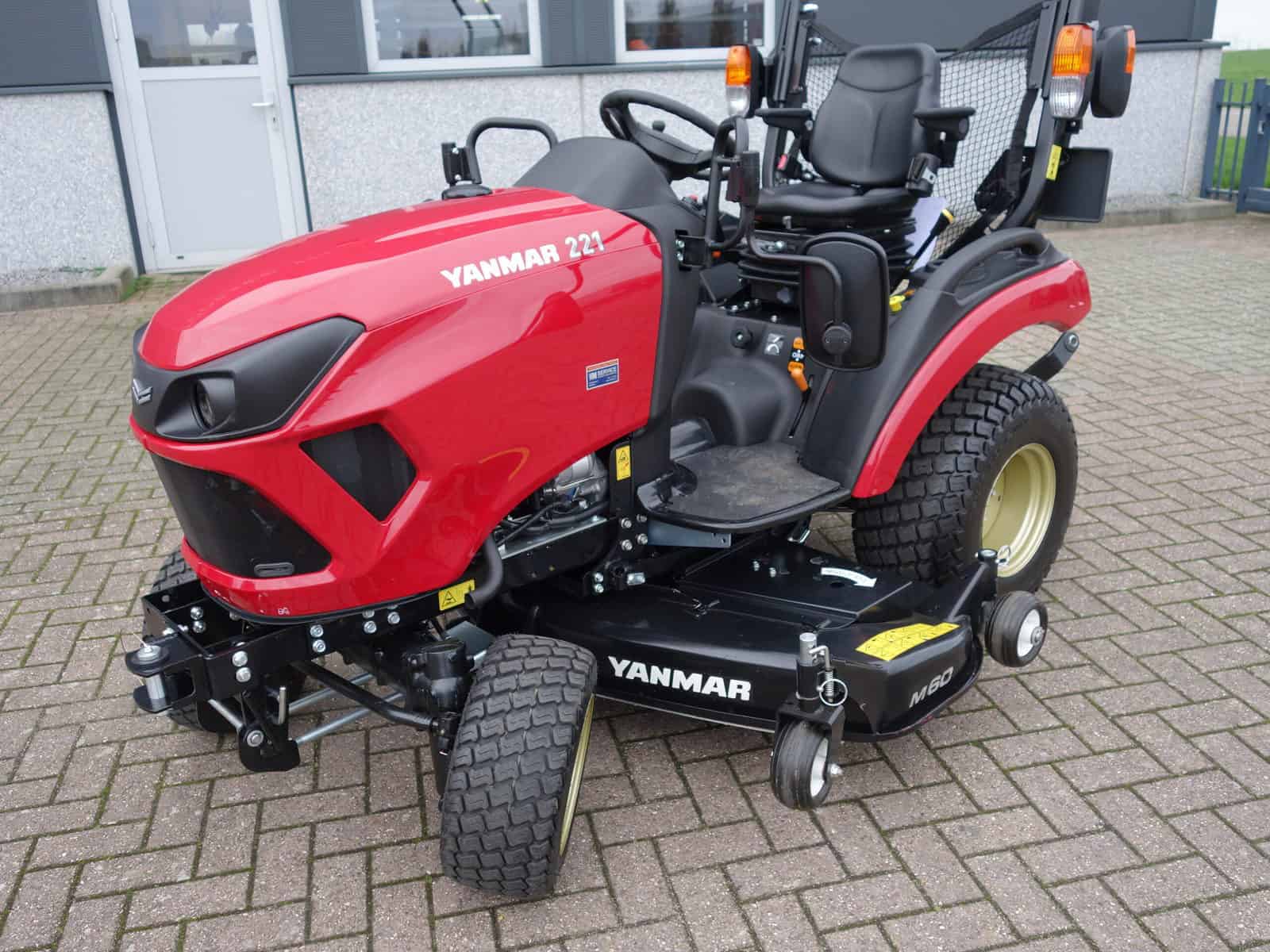 Yanmar SA221 4wd HST • VM Service