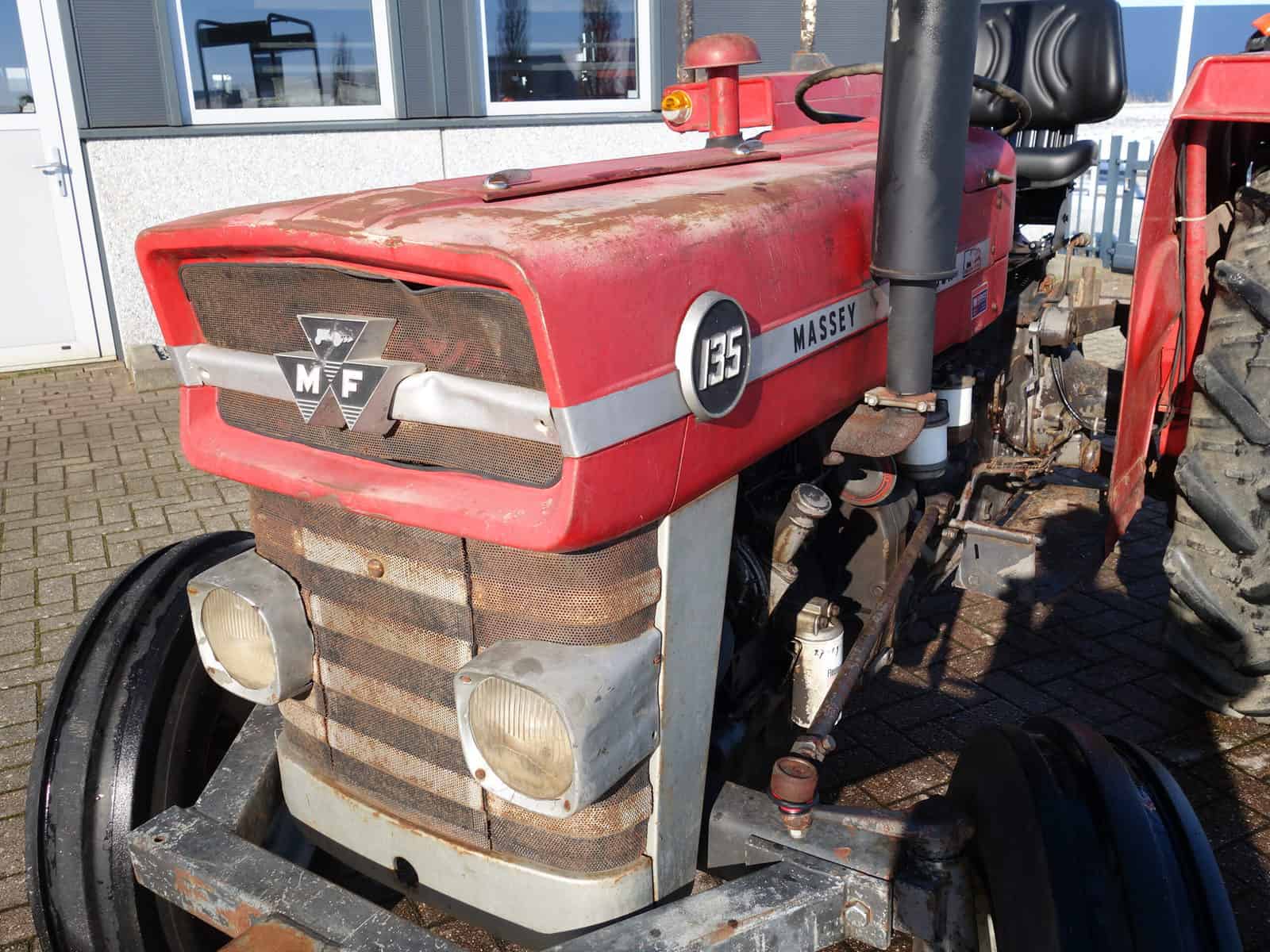 MF135 2wd • VM Service