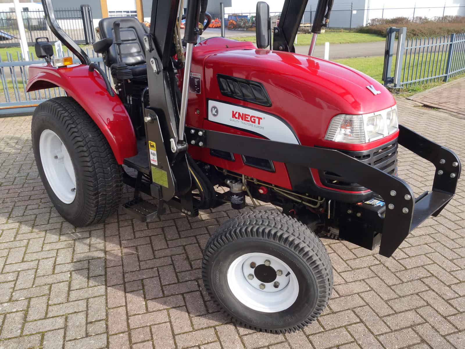 Knegt 304 G2 4wd • VM Service