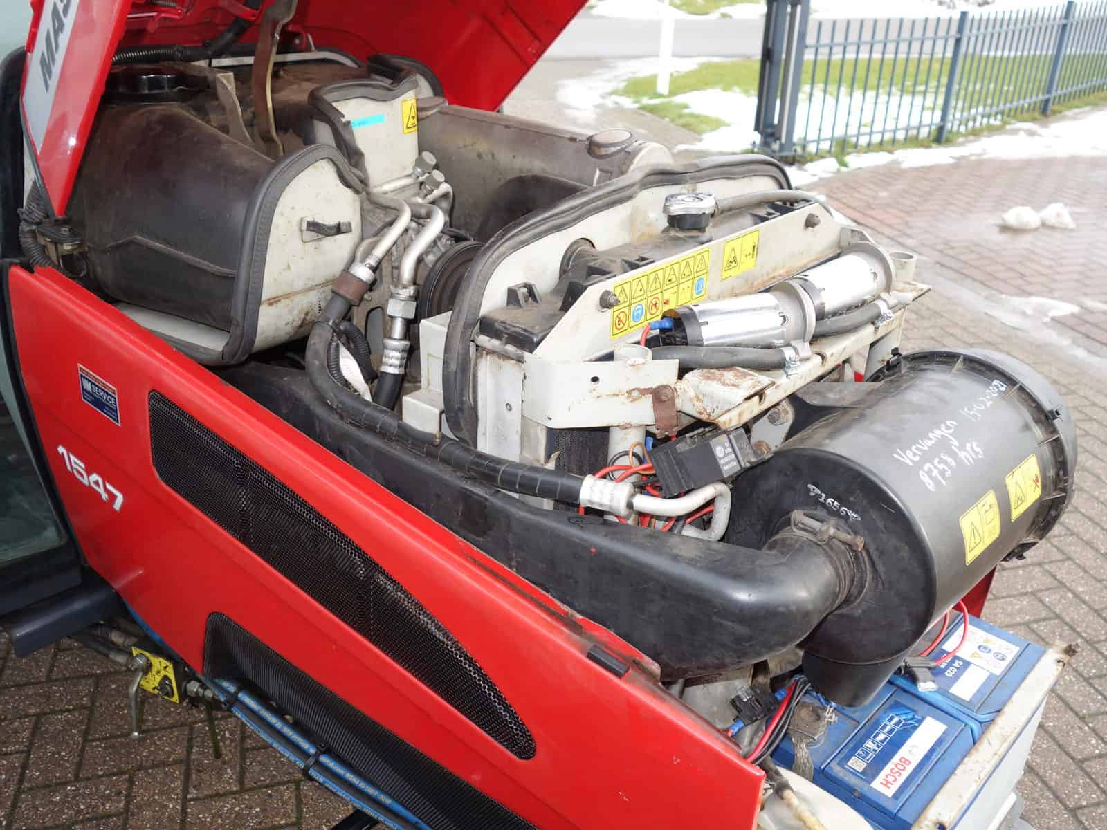 MF 1547 4wd • VM Service