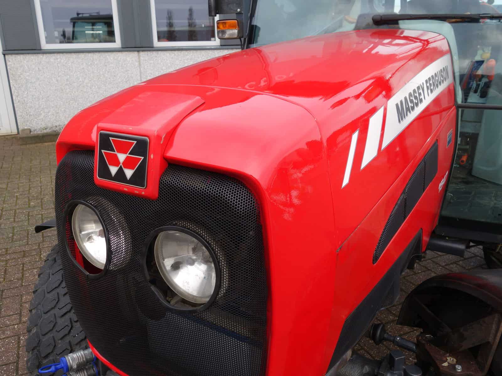 MF 1547 4wd • VM Service