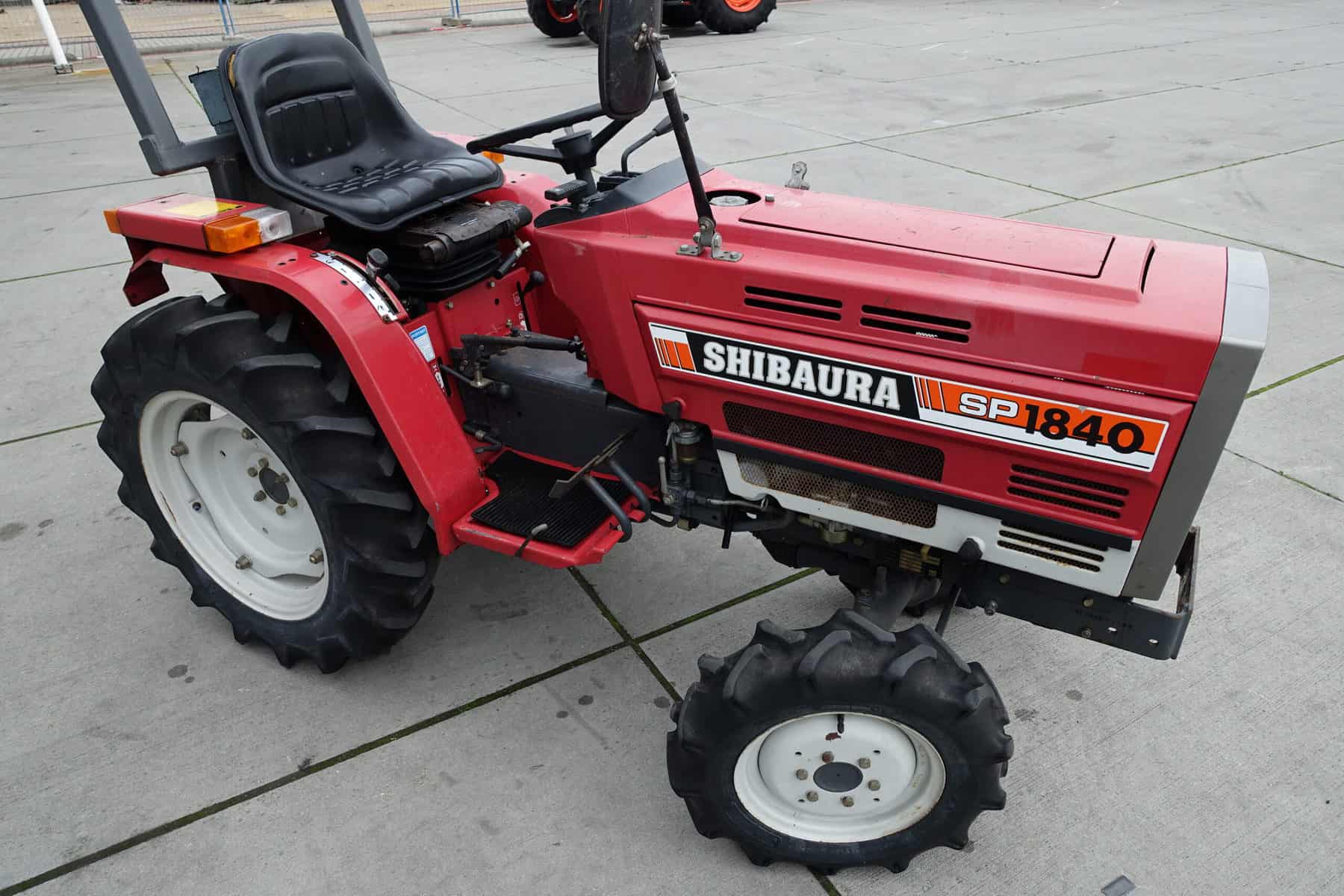 Shibaura SP1840 4wd • VM Service