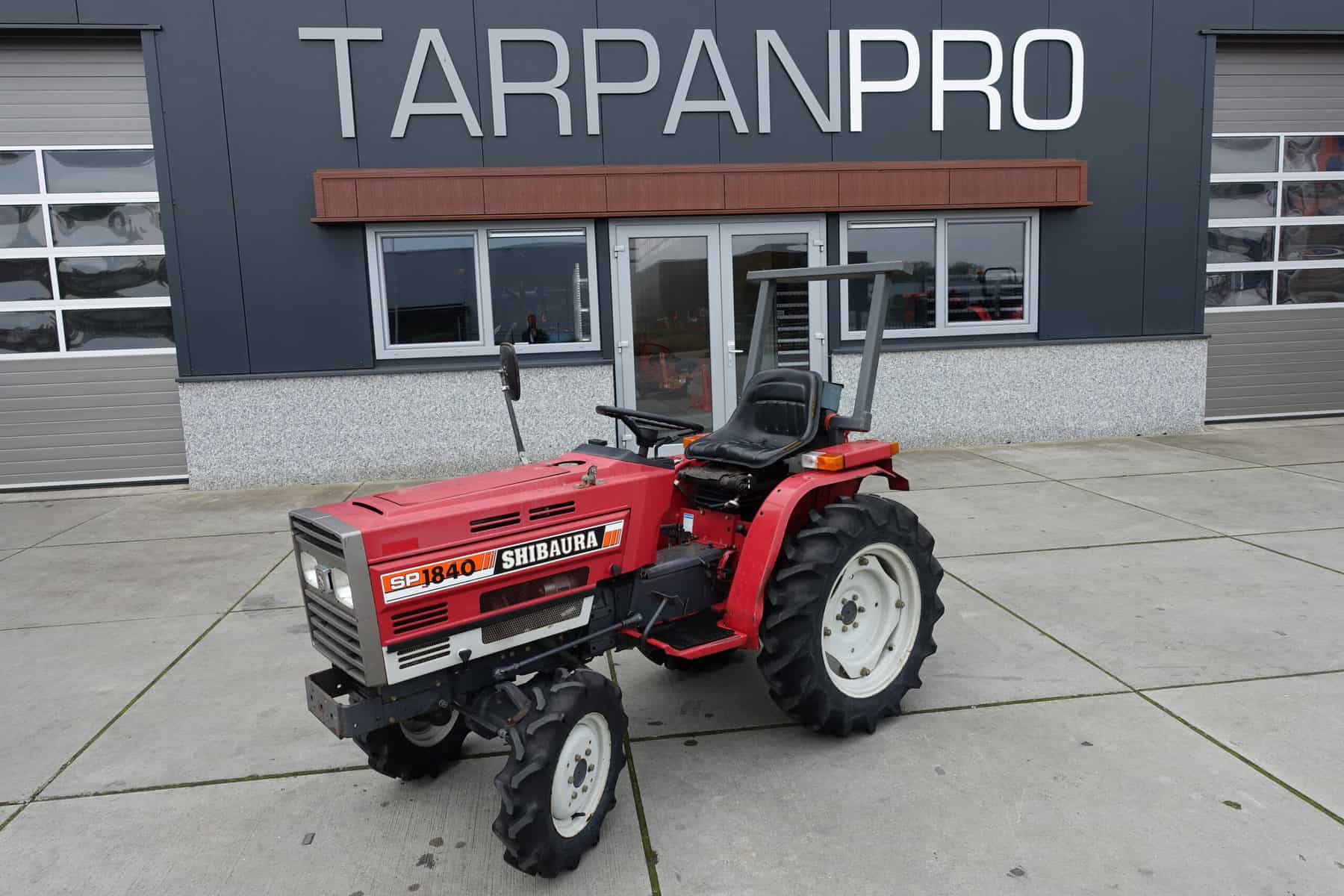 Shibaura SP1840 4wd • VM Service