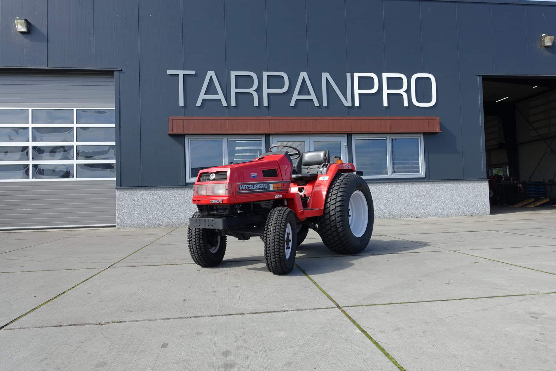 Mitsubishi MT18 4wd • VM Service