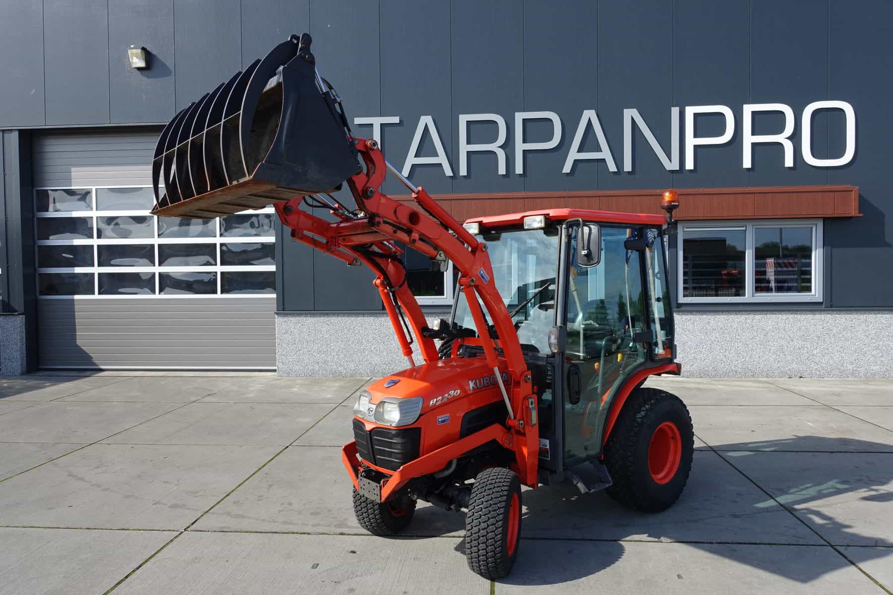 Kubota B2230 4wd HST • VM Service