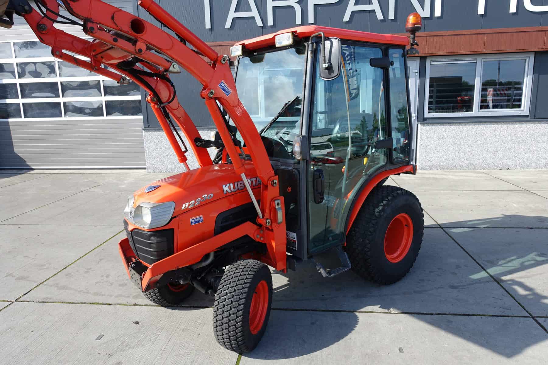 Kubota B2230 4wd HST • VM Service