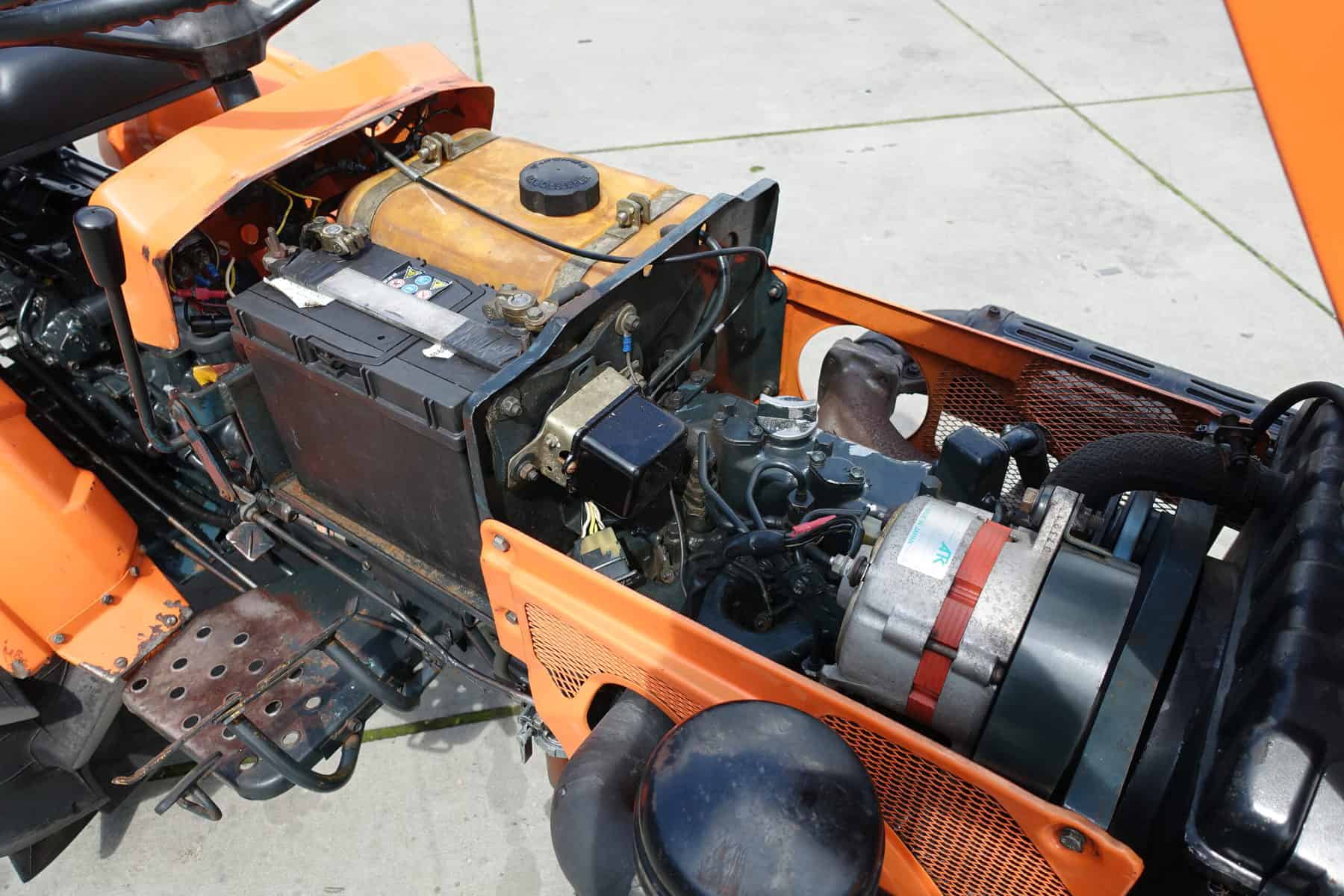 Kubota B6100 4wd • VM Service