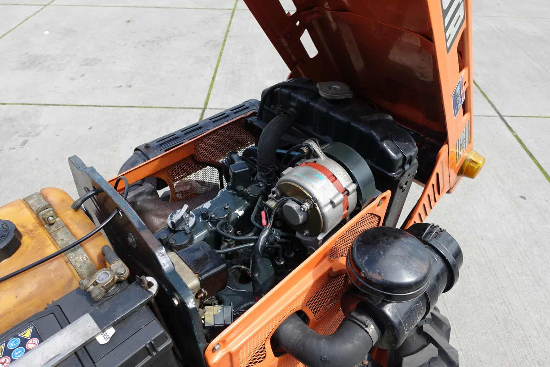 Kubota B6100 4wd • VM Service