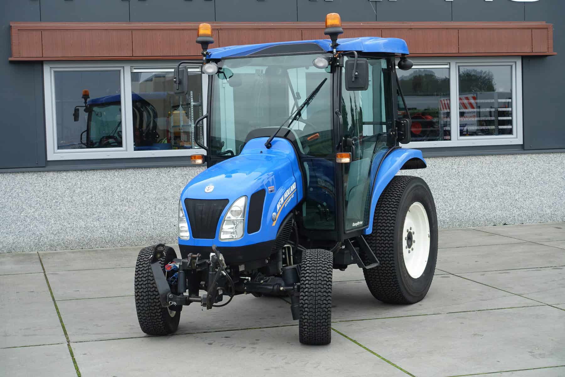 New Holland Boomer 45D • VM Service