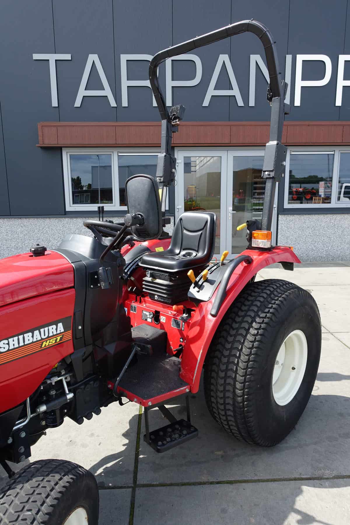 Shibaura ST330 4wd HST • VM Service