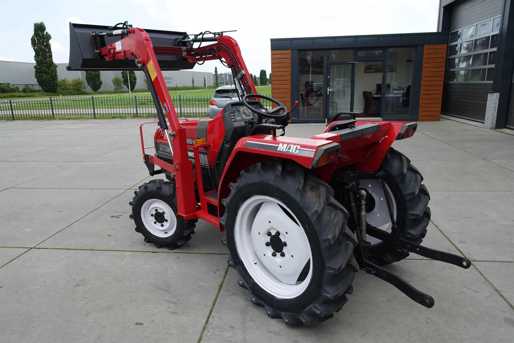 Mitsubishi MT23 4wd • VM Service