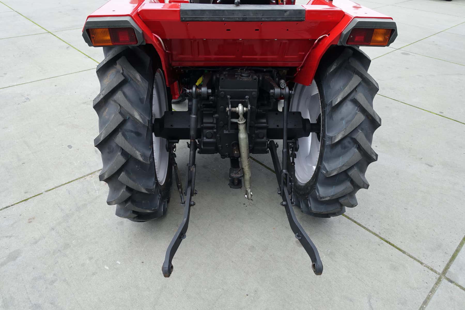 Mitsubishi MT23 4wd • VM Service