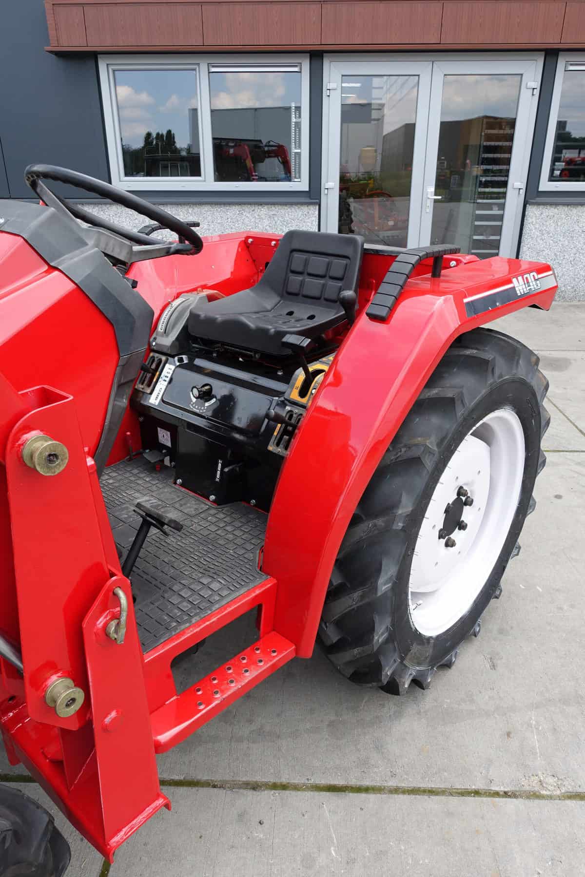 Mitsubishi MT23 4wd • VM Service