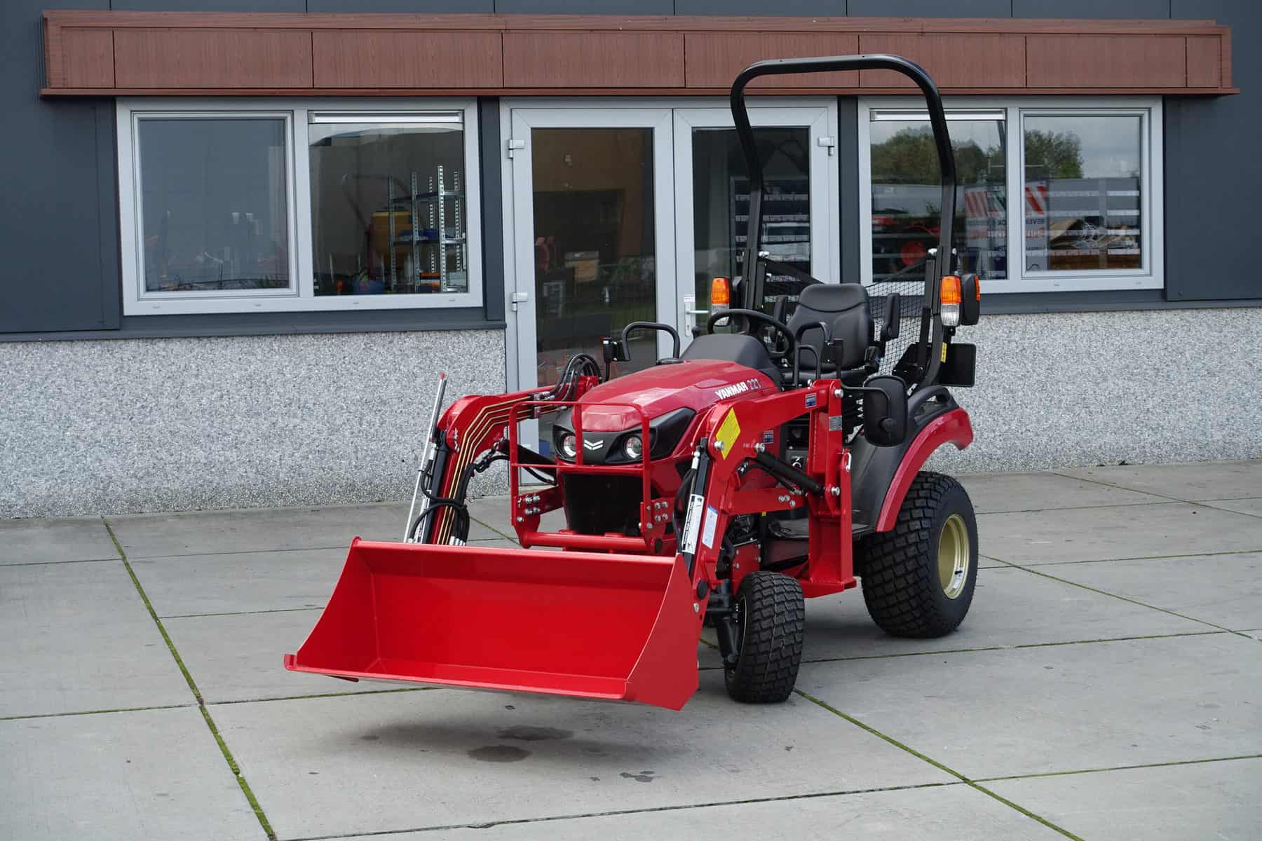 Yanmar SA221 4wd HST • VM Service