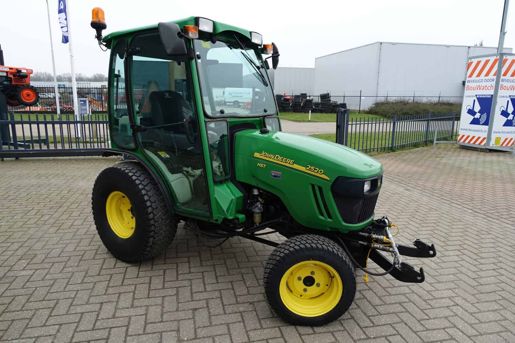 John Deere 2520 4wd HST • VM Service