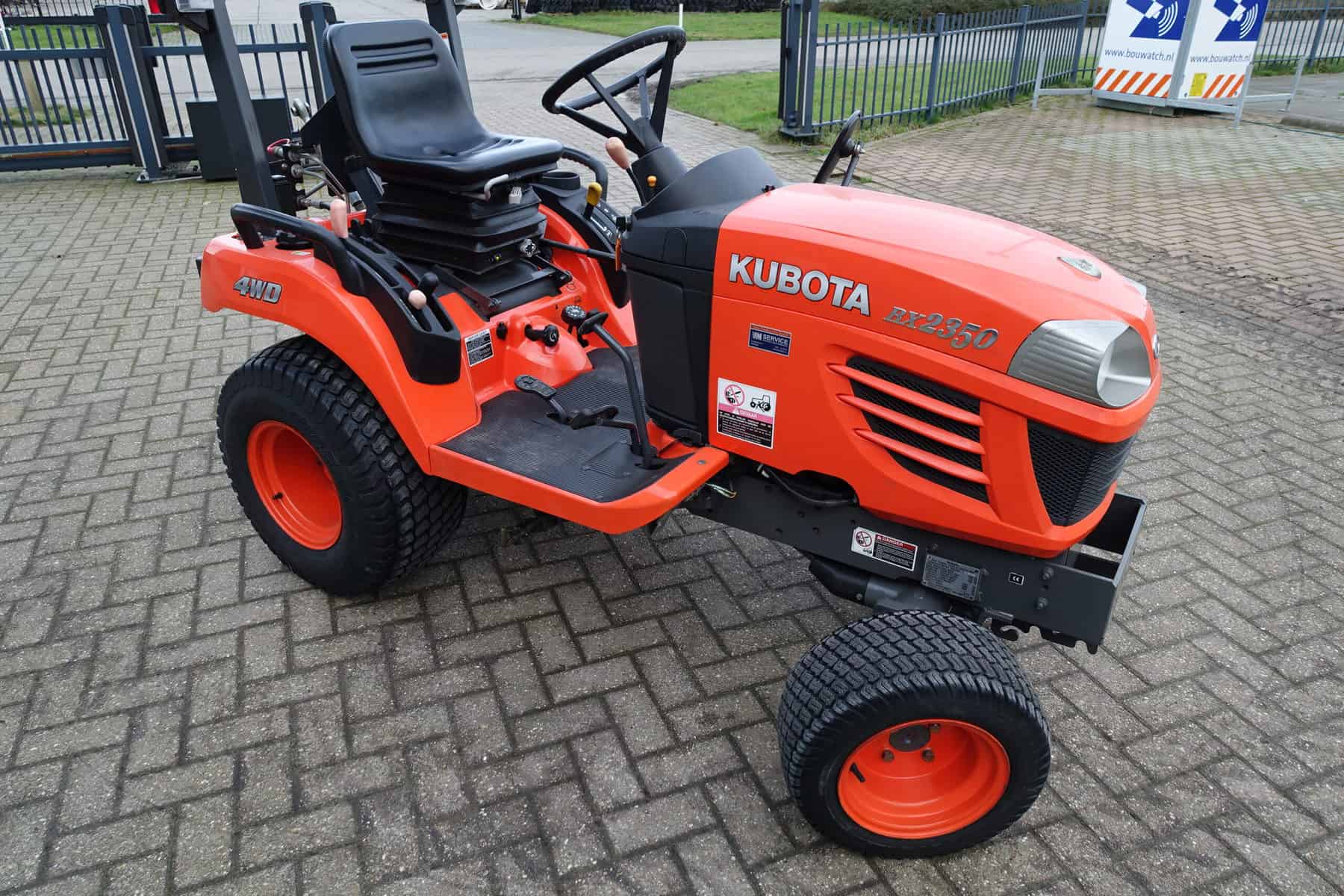 Kubota BX2350 4wd HST • VM Service