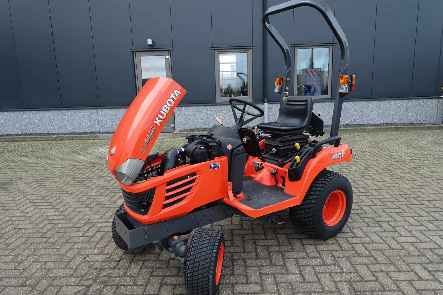 Kubota BX2350 4wd HST • VM Service