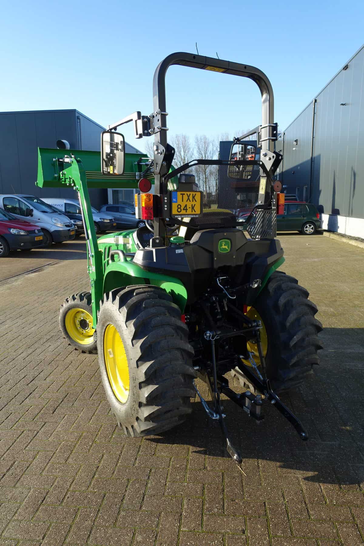 John Deere 3038e 4wd HST • VM Service