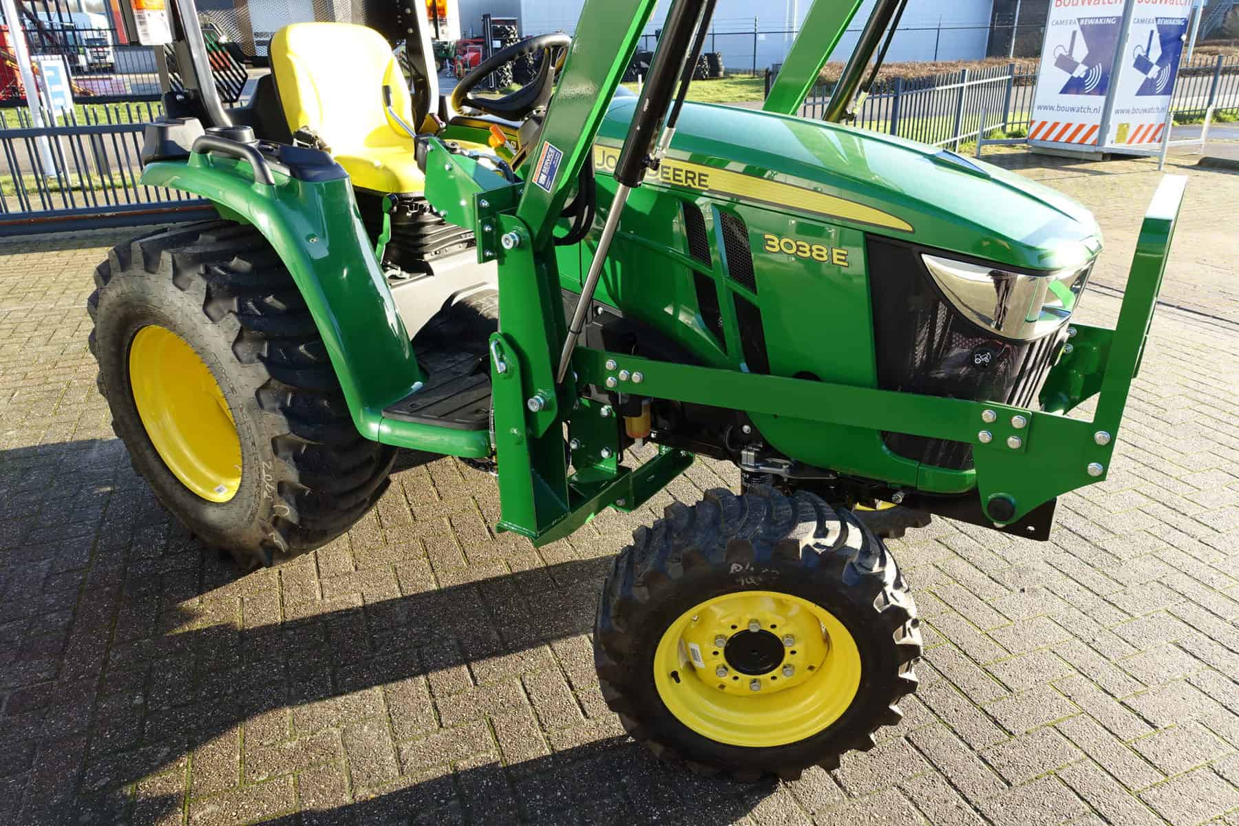 John Deere 3038e 4wd HST • VM Service