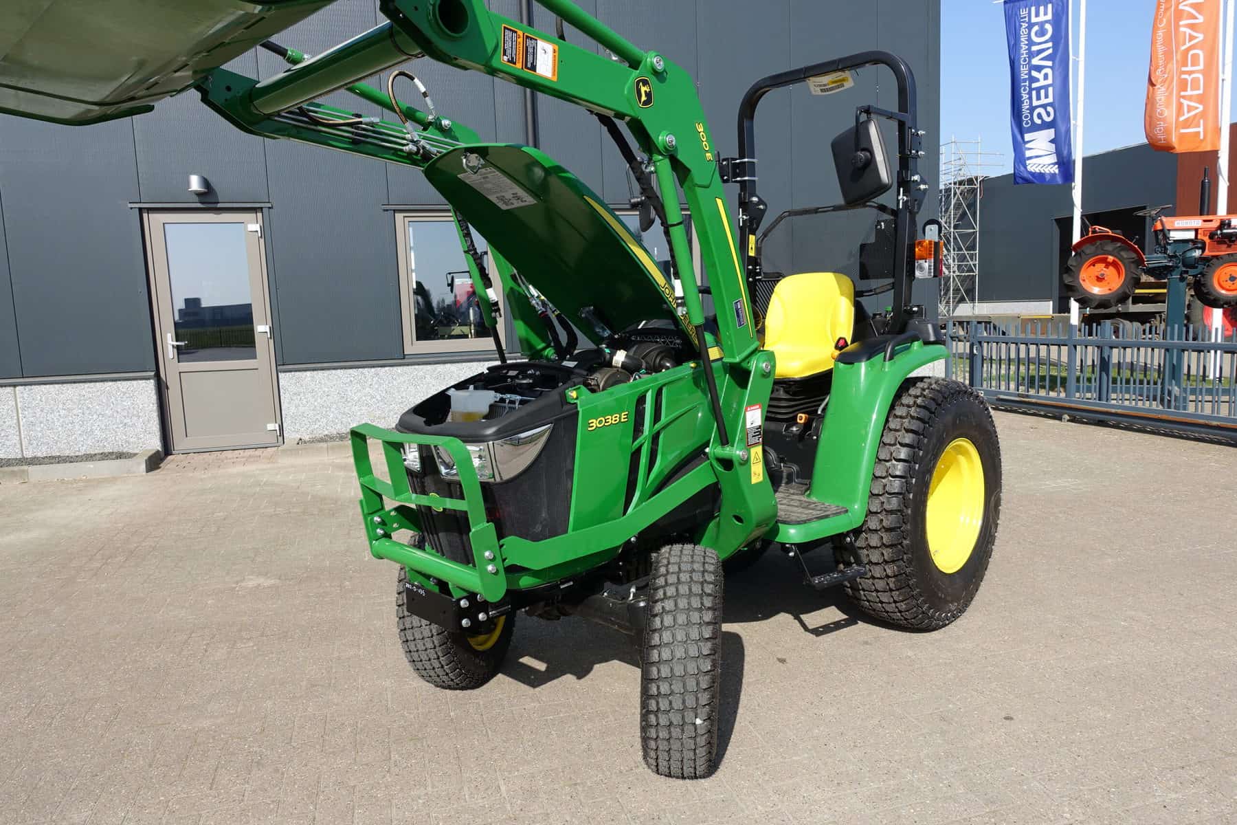 John Deere 3038e 4wd HST • VM Service