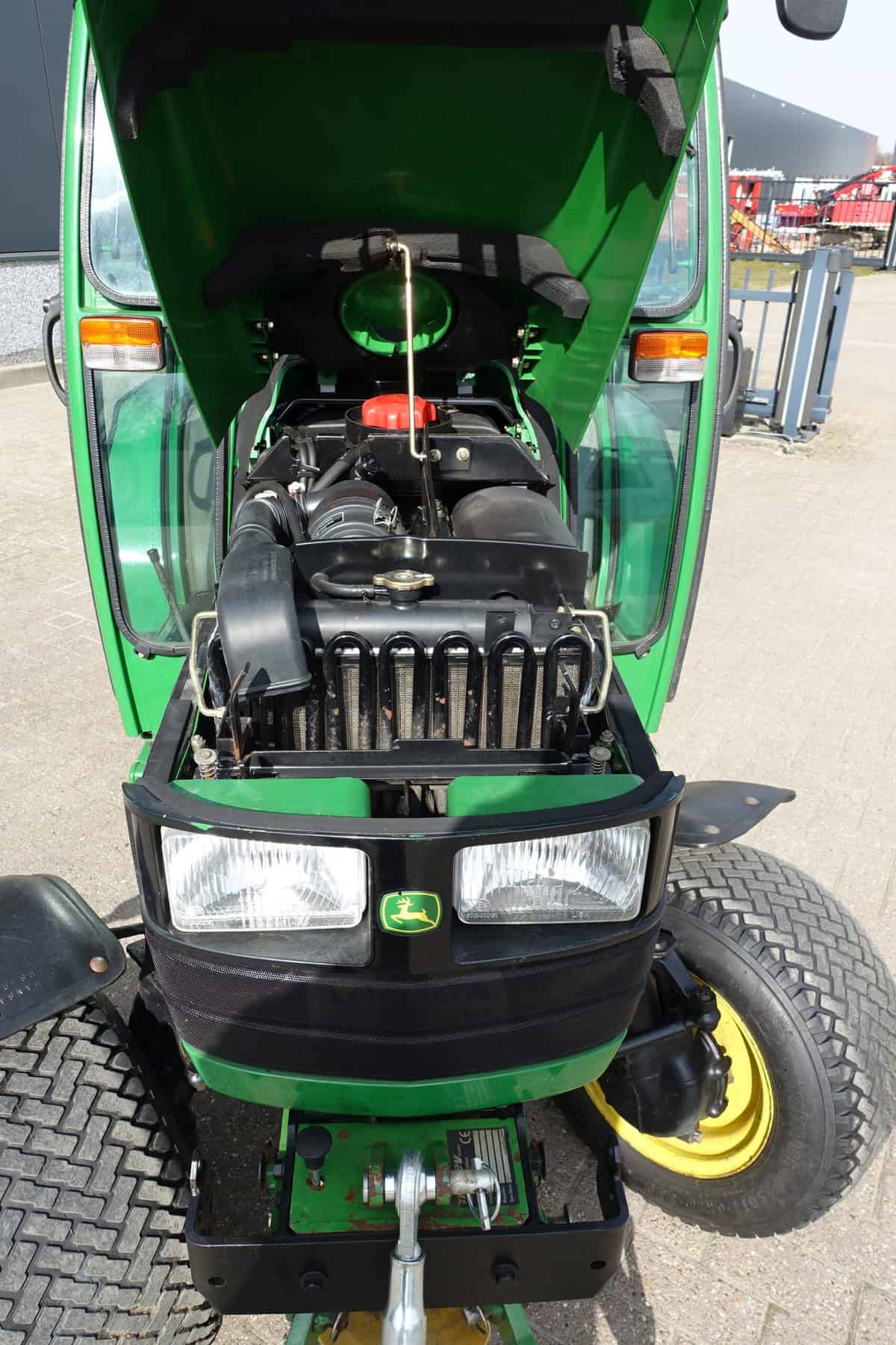 John Deere 4115 4wd HST • VM Service