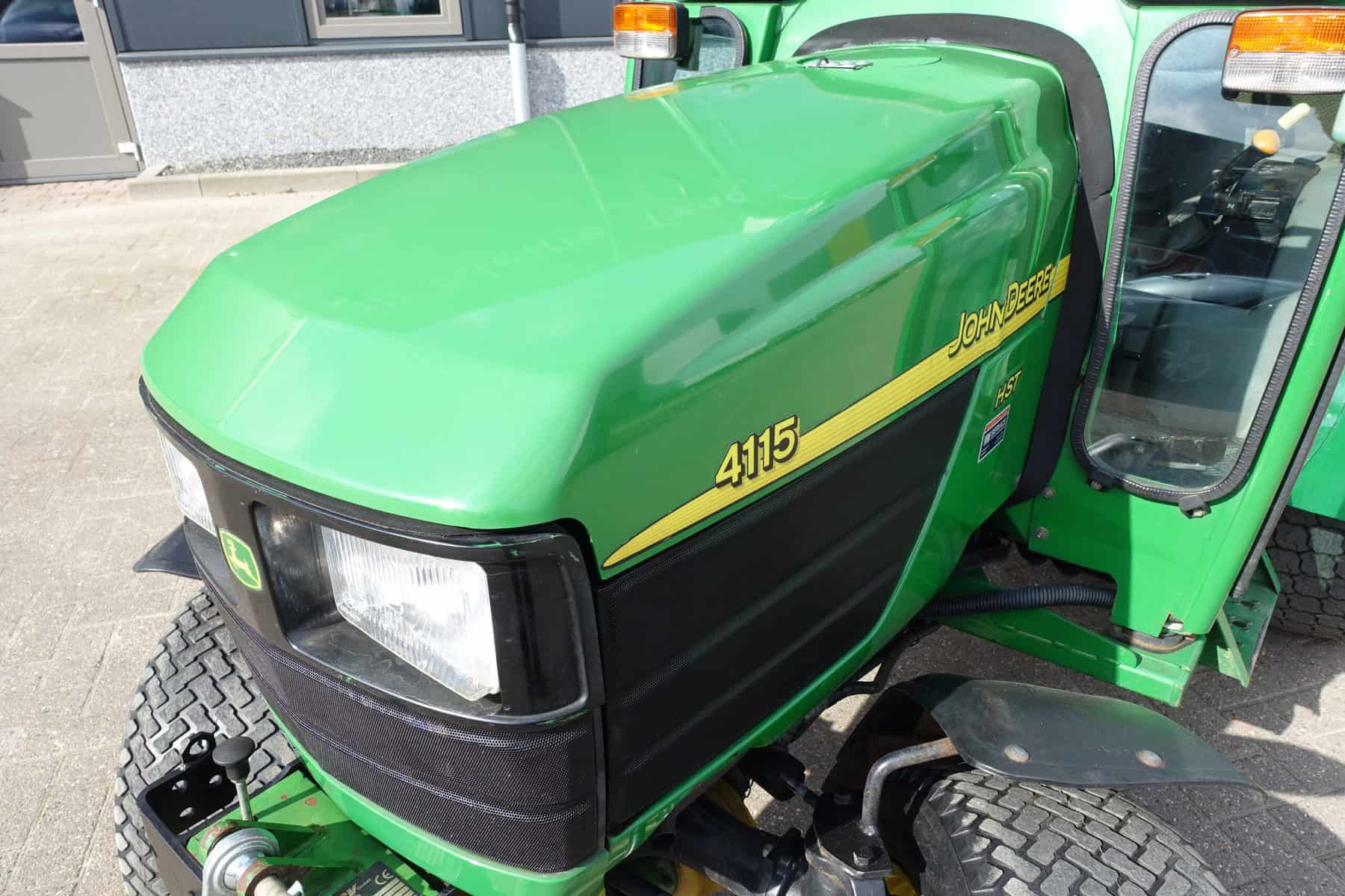 John Deere 4115 4wd HST • VM Service