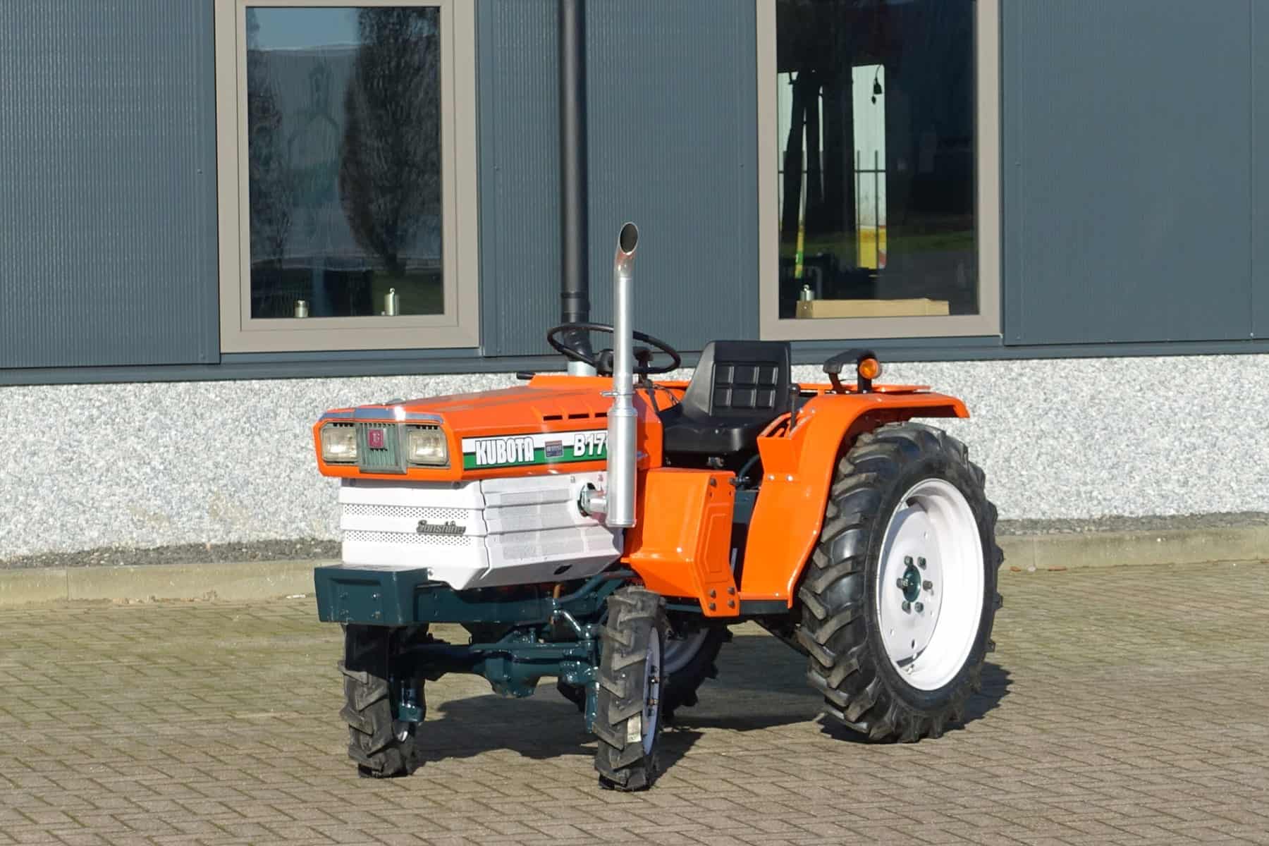 Kubota B1702 4wd • VM Service