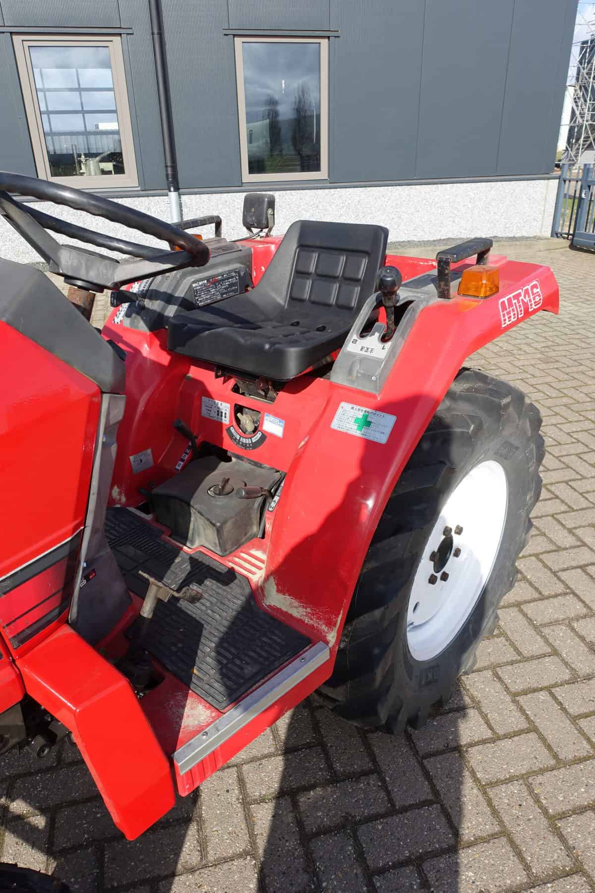 Mitsubishi MT16 4wd • VM Service