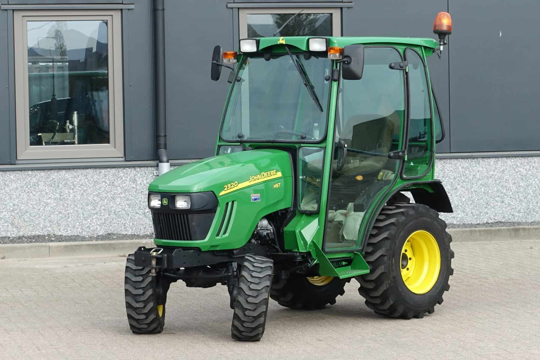 John Deere 2320 4wd HST • VM Service