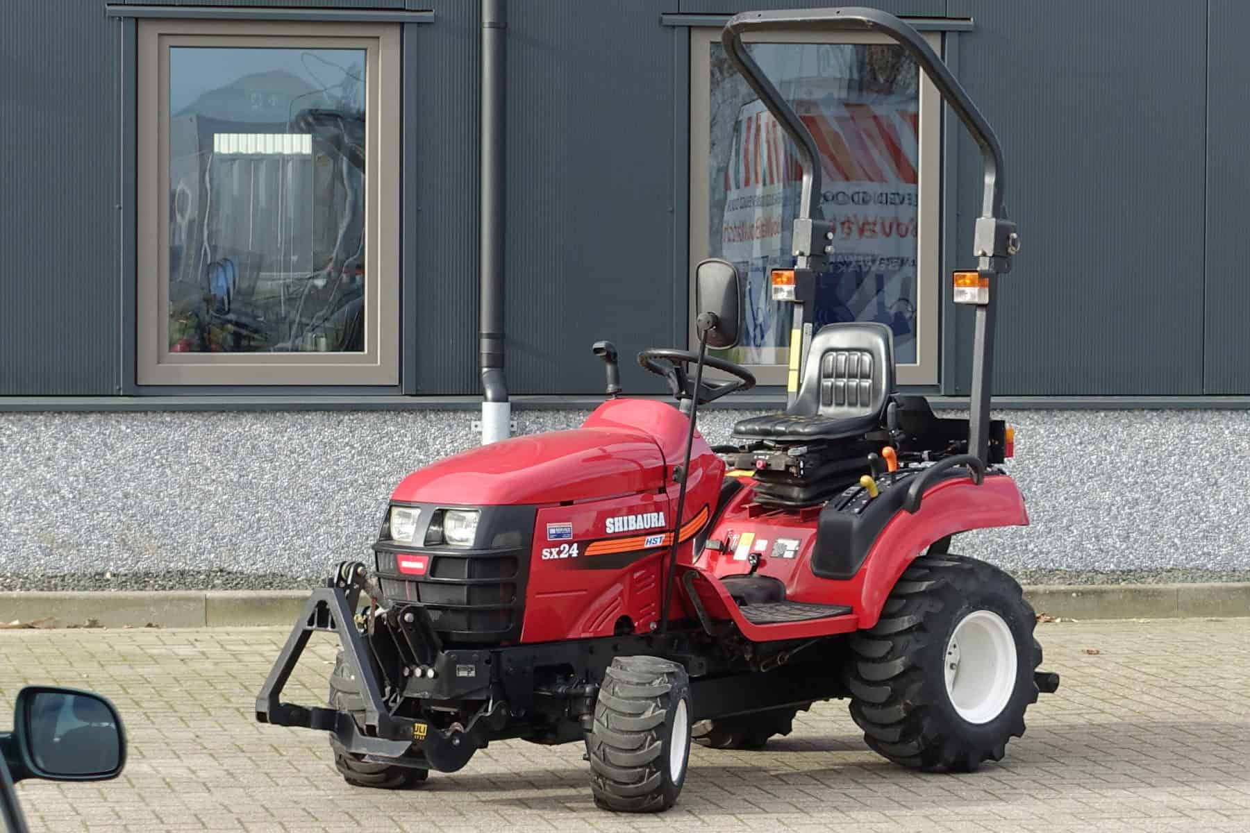 Shibaura SX-24 4wd HST • VM Service