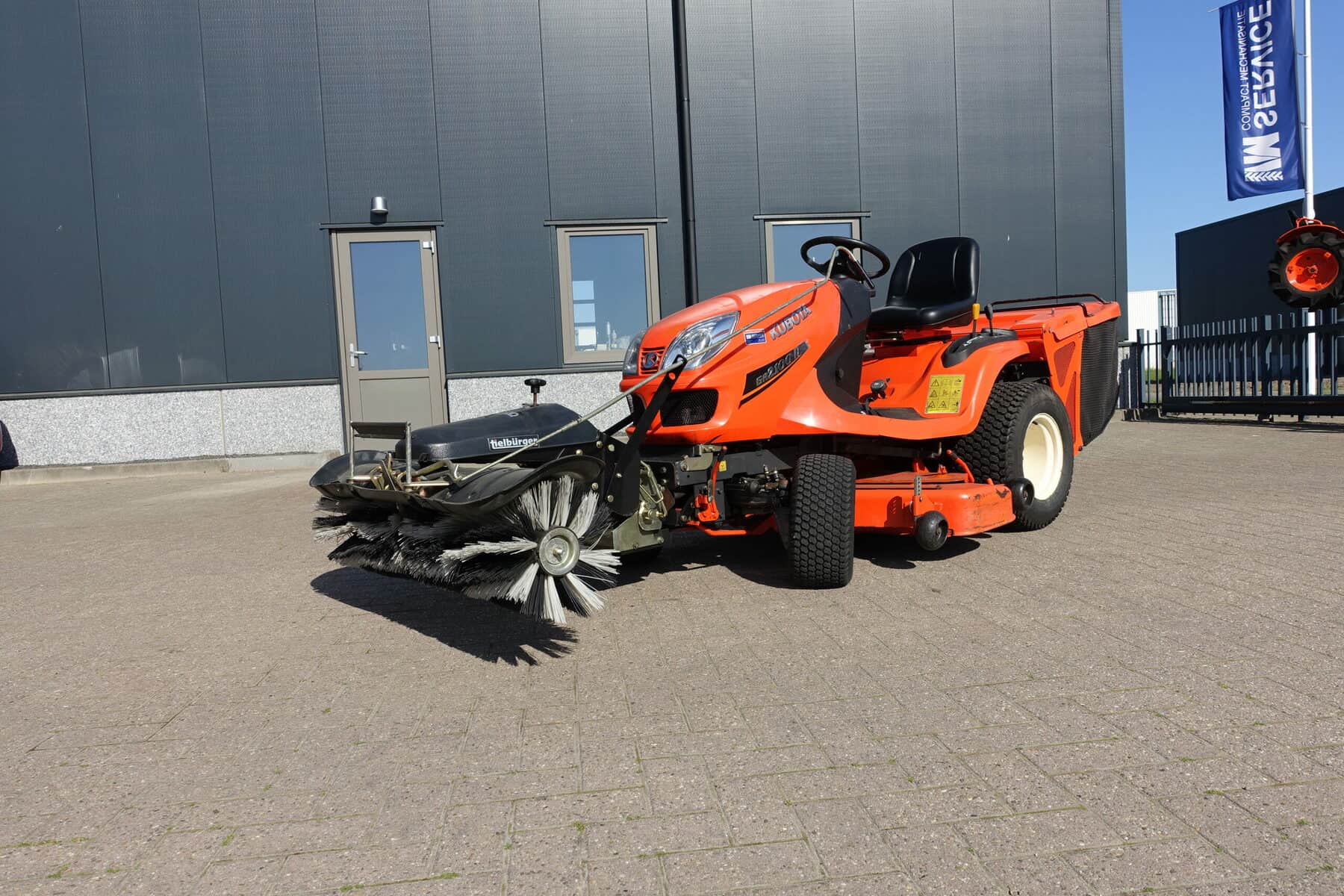 Kubota GR2100-II 4wd HST • VM Service