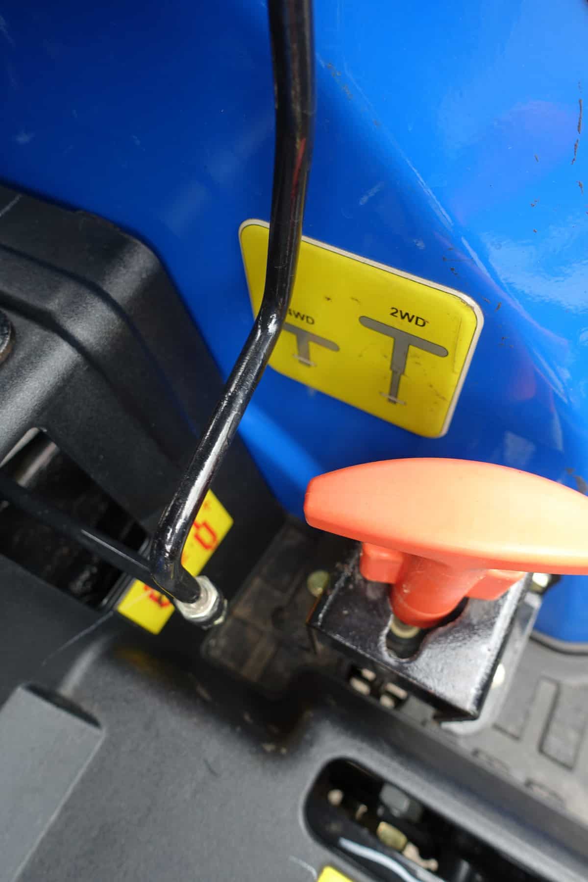 Solis 26 4wd • VM Service