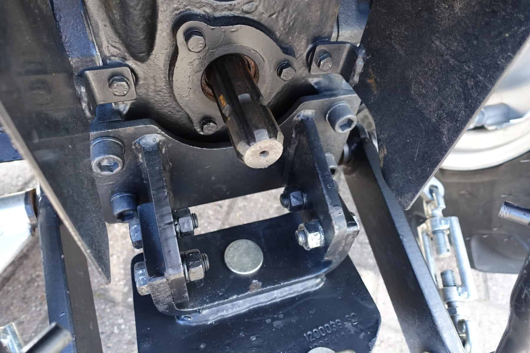 Solis 26 4wd HST • VM Service