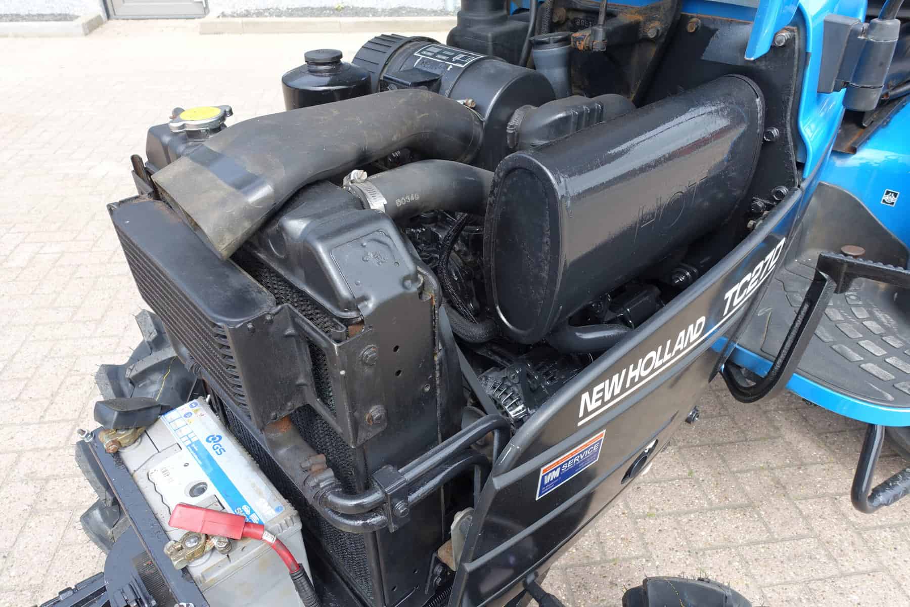 New Holland TC27 4wd HST • VM Service