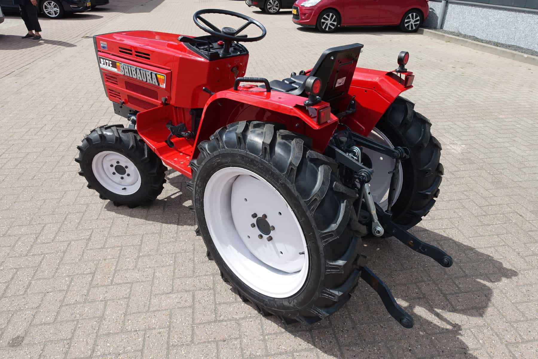 Shibaura P17F 4wd • VM Service