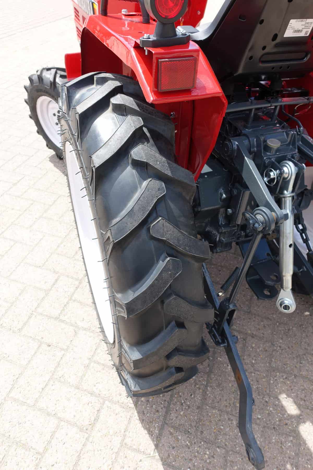 Shibaura P17F 4wd • VM Service